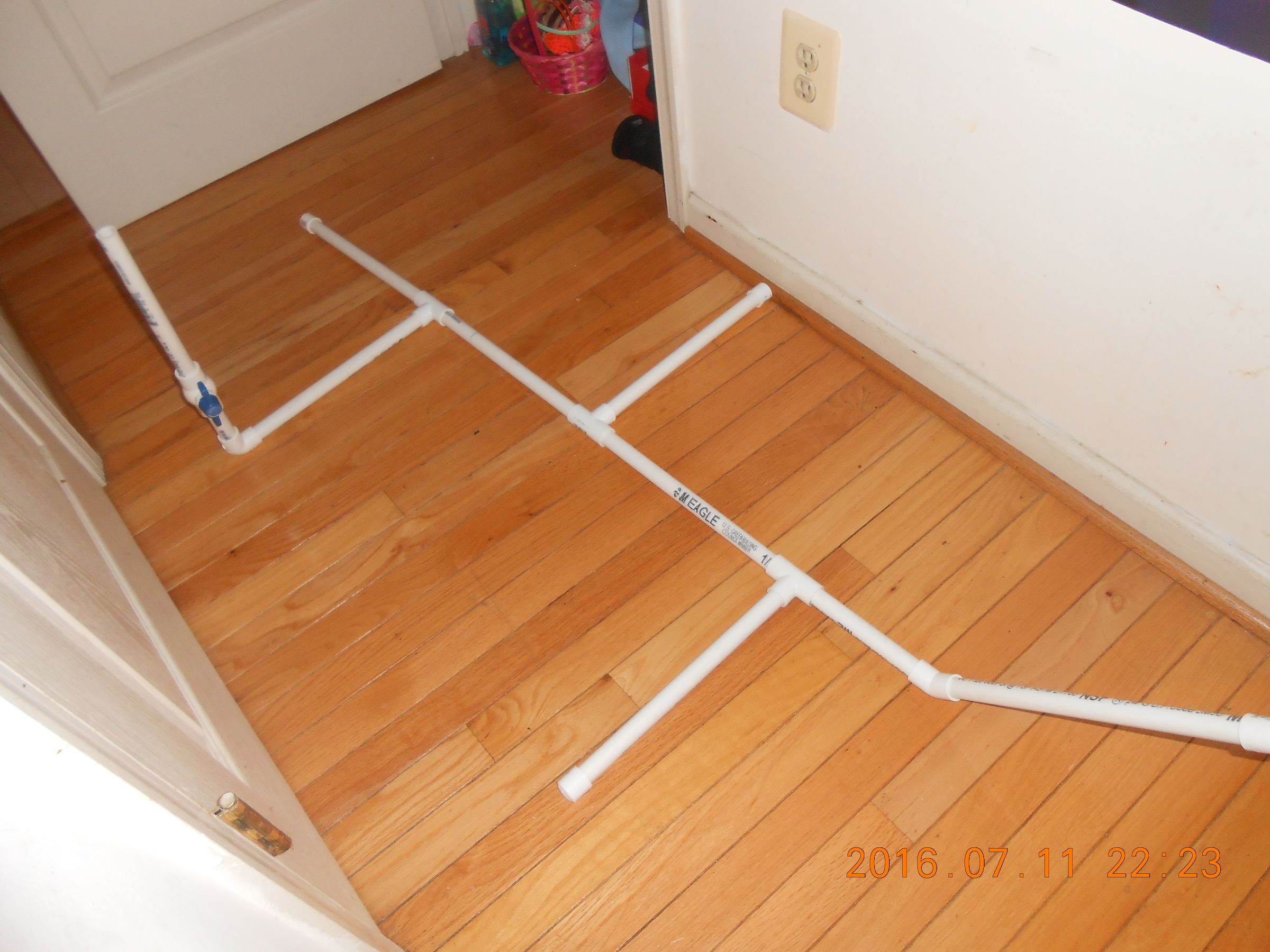 DIY Water Rocket and Launcher : 8 Steps (with Pictures) - Instructables