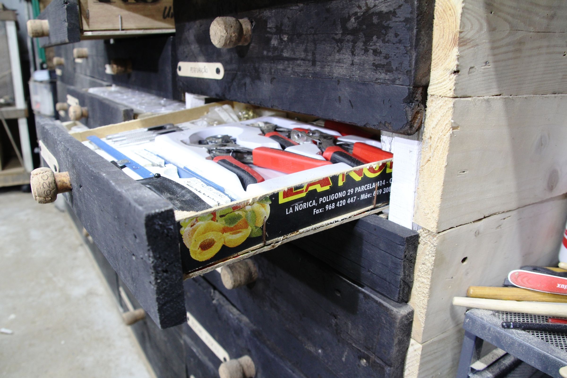 Workshop Cabinet With Reused Materials : 10 Steps - Instructables