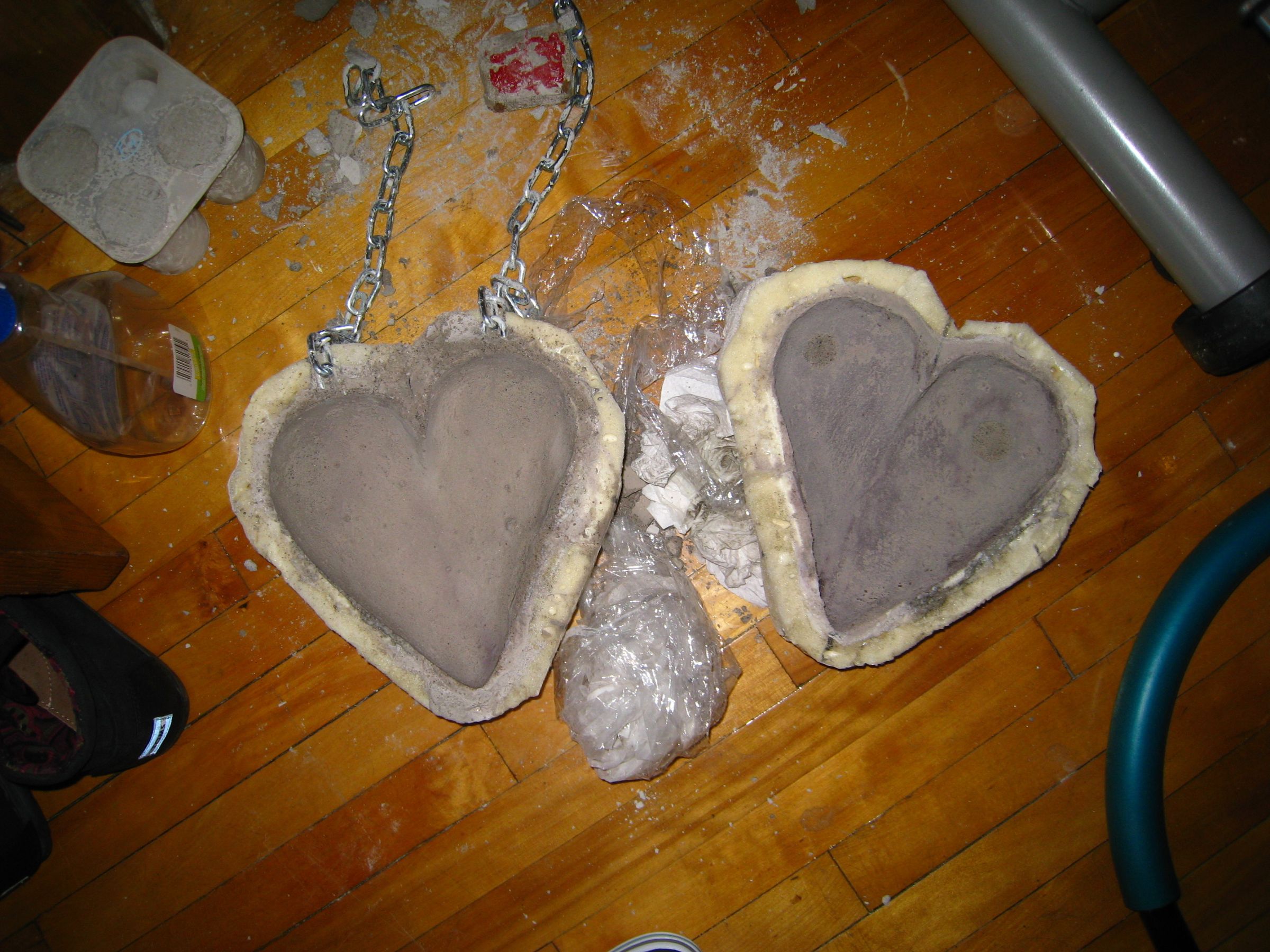 Giant Concrete Heart Charm : 11 Steps (with Pictures) - Instructables