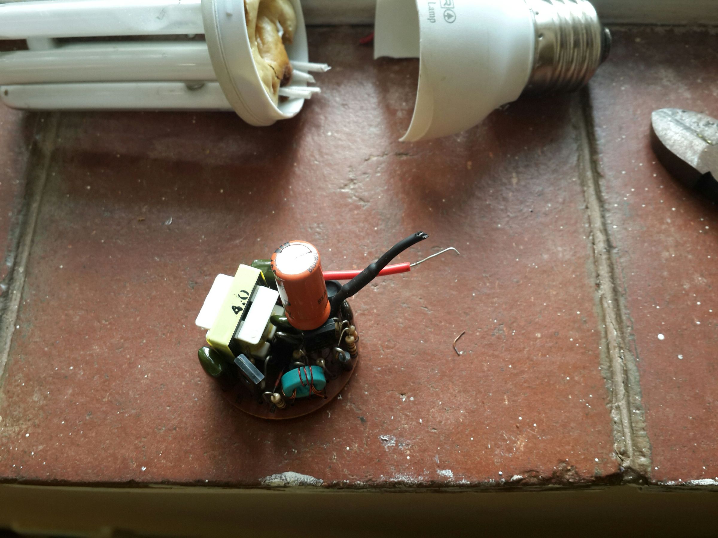 What to Salvage From Energy Saver Light Bulb : 4 Steps (with Pictures ...