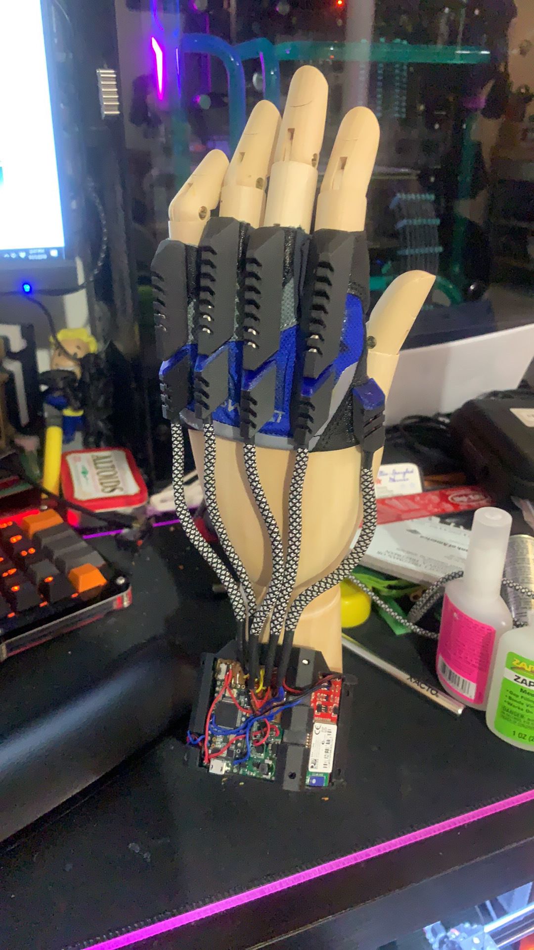 Somatic - Data Glove for the Real World : 6 Steps (with Pictures ...