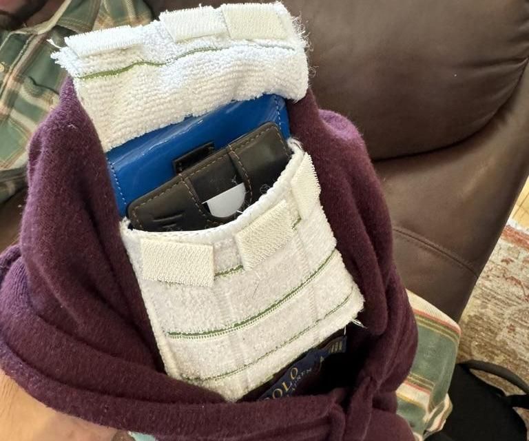 The "Hoodini" Hood Pocket : 6 Steps - Instructables