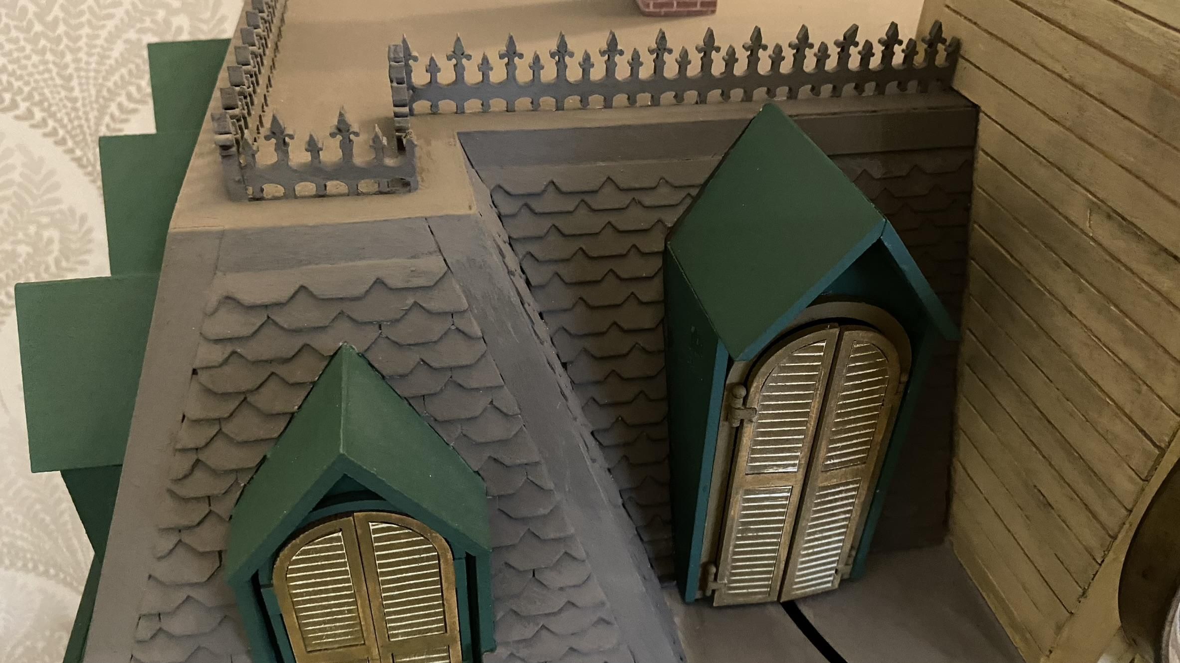 Addams Family Movie Clock - Full Size Replica With Animations and Sound ...