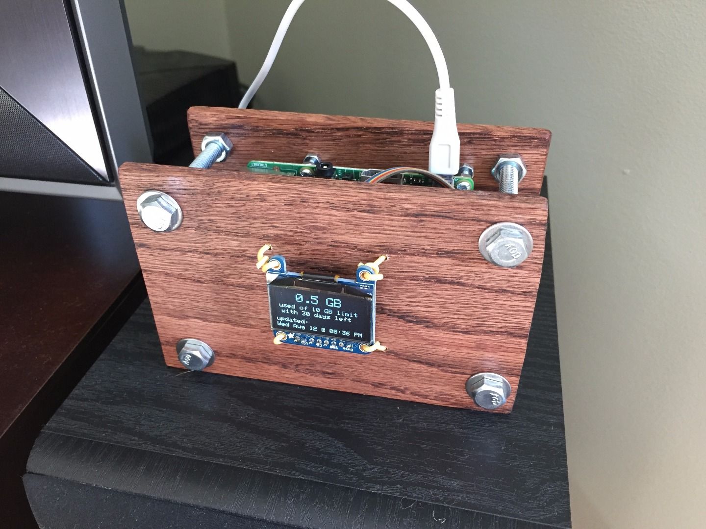 Oak Raspberry Pi Case for Under $10 : 7 Steps (with Pictures) - Instructables