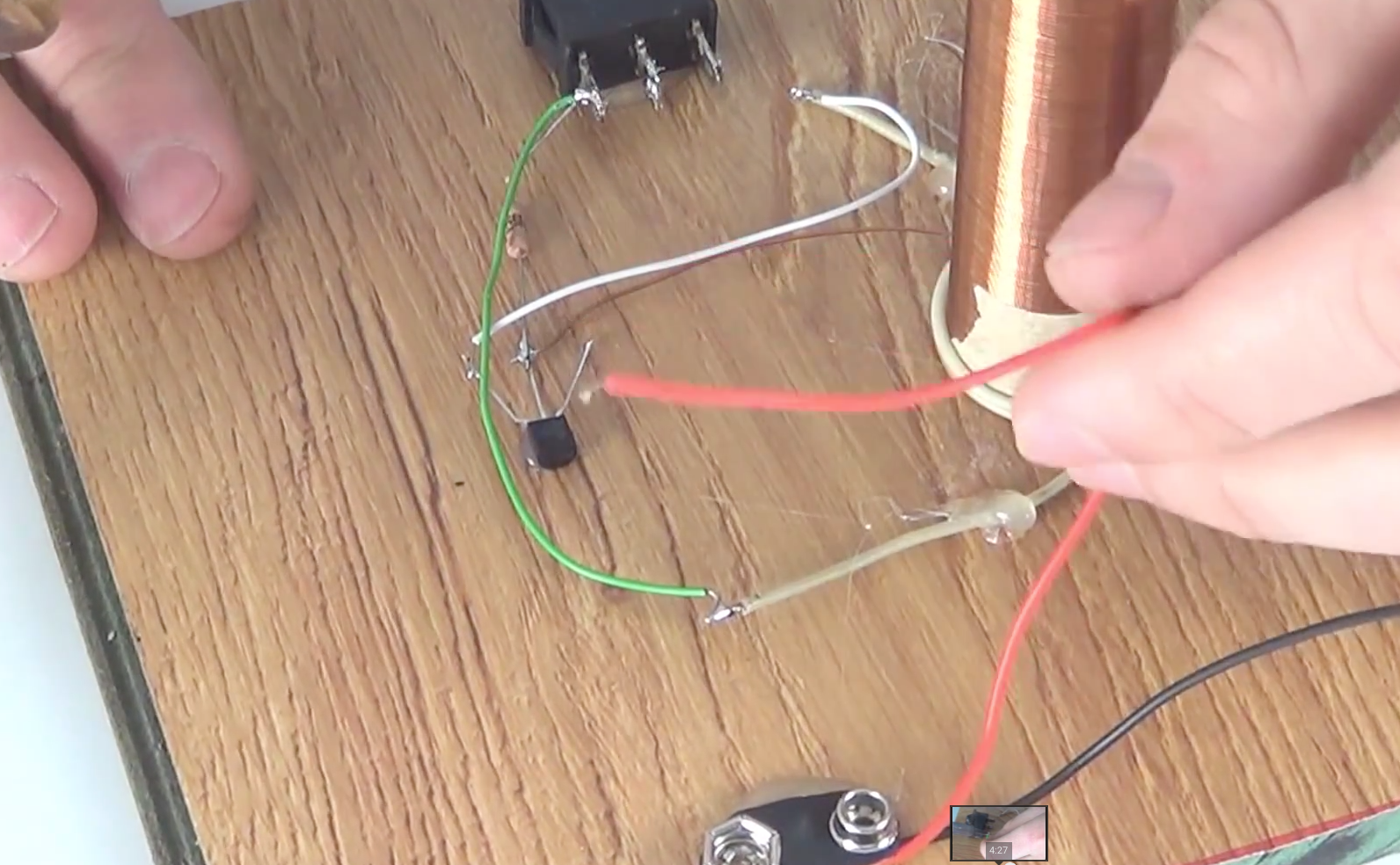 How to Make a Mini Tesla Coil 9V : 11 Steps - Instructables
