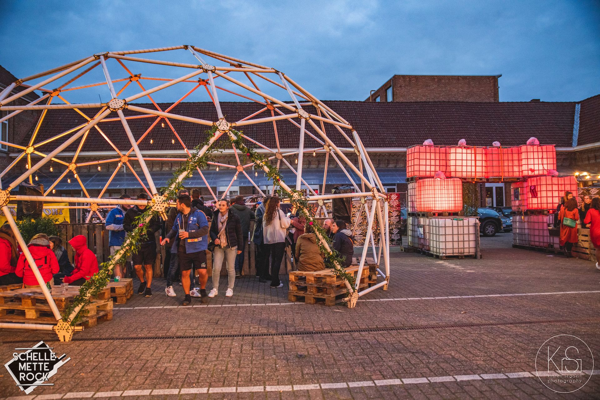 Geodesic Dome With Cardboard Tubes and Laser Cut Connectors : 5 Steps ...