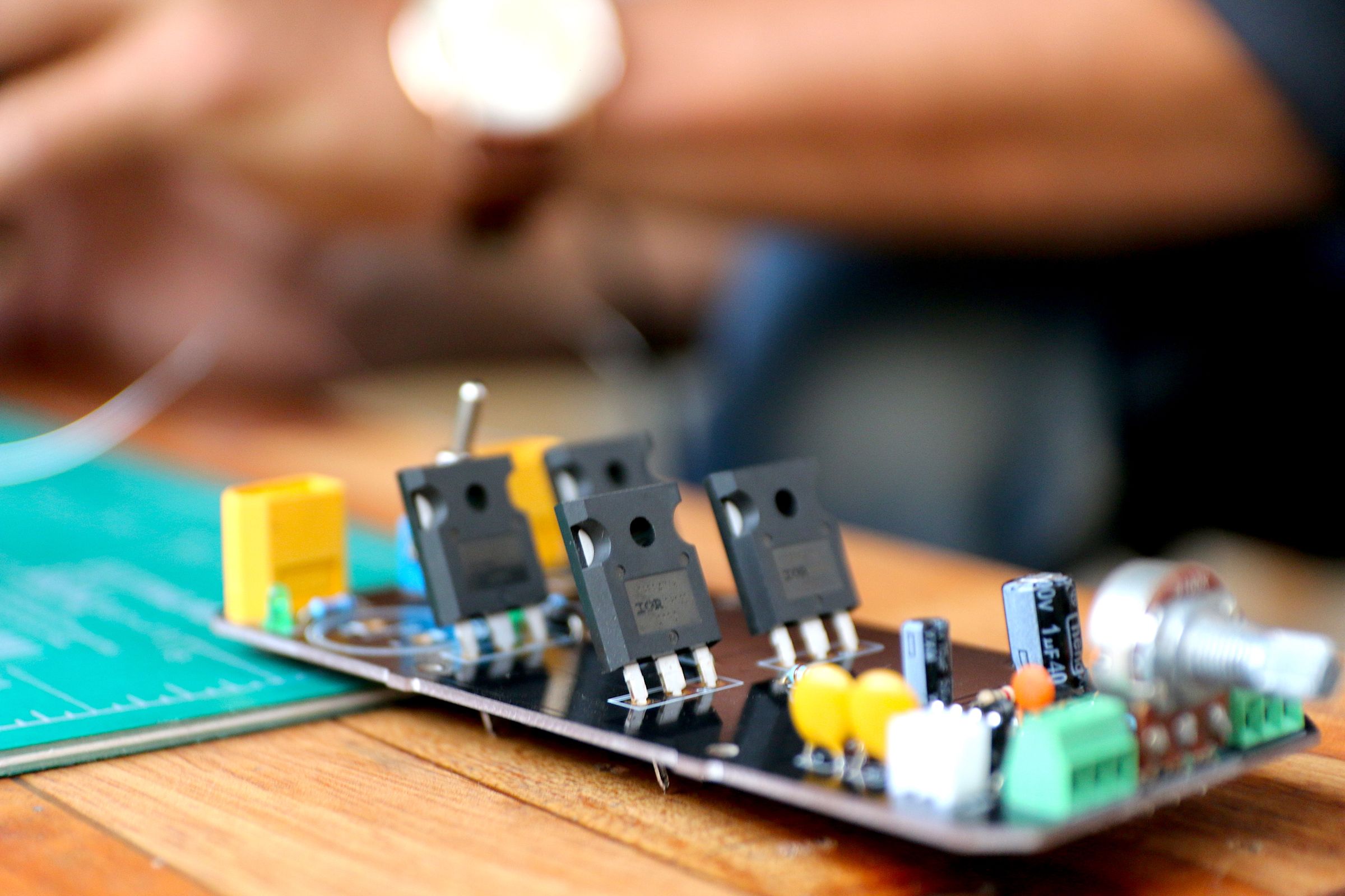 DIY 2000 Watts PWM Speed Controller : 8 Steps (with Pictures ...