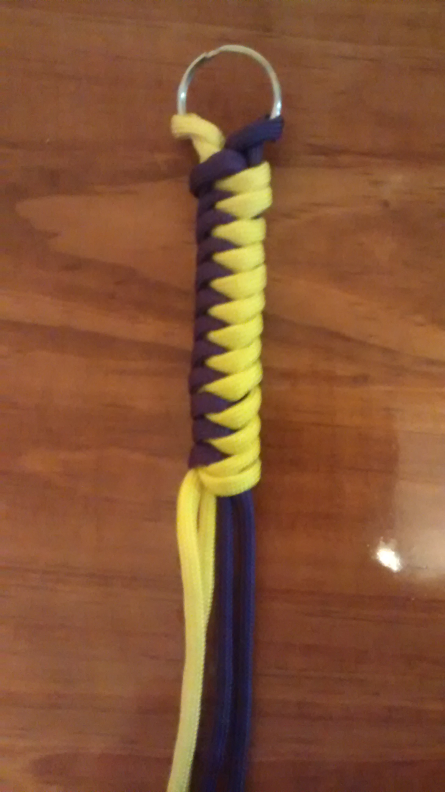 Paracord Snake Stitch : 9 Steps - Instructables