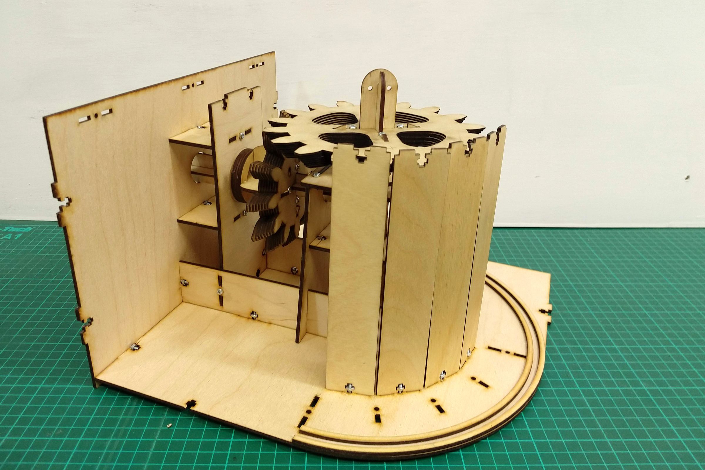 Laser Cut Zoetrope : 6 Steps (with Pictures) - Instructables