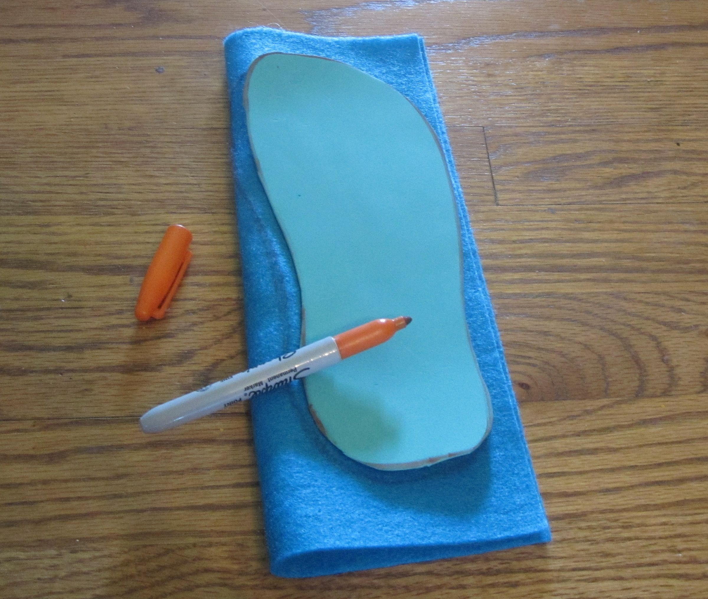 Handy-Dandy Cardboard Flip Flops - Instructables