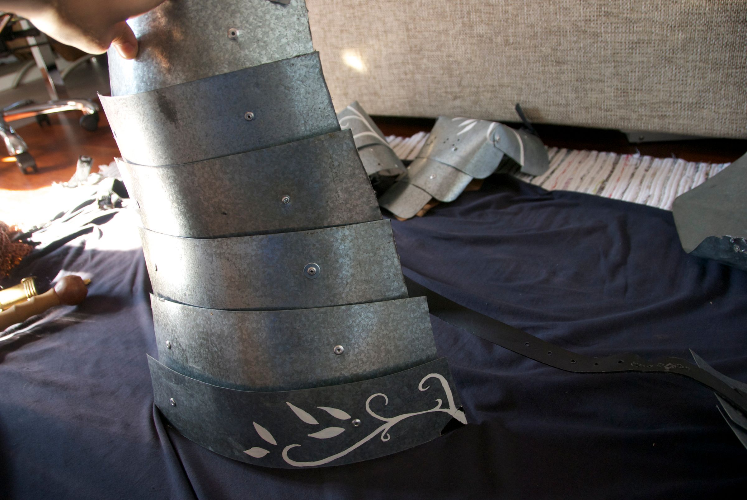 How to Make Build a Gondorian Suit of Armour From Authentic Materials ...