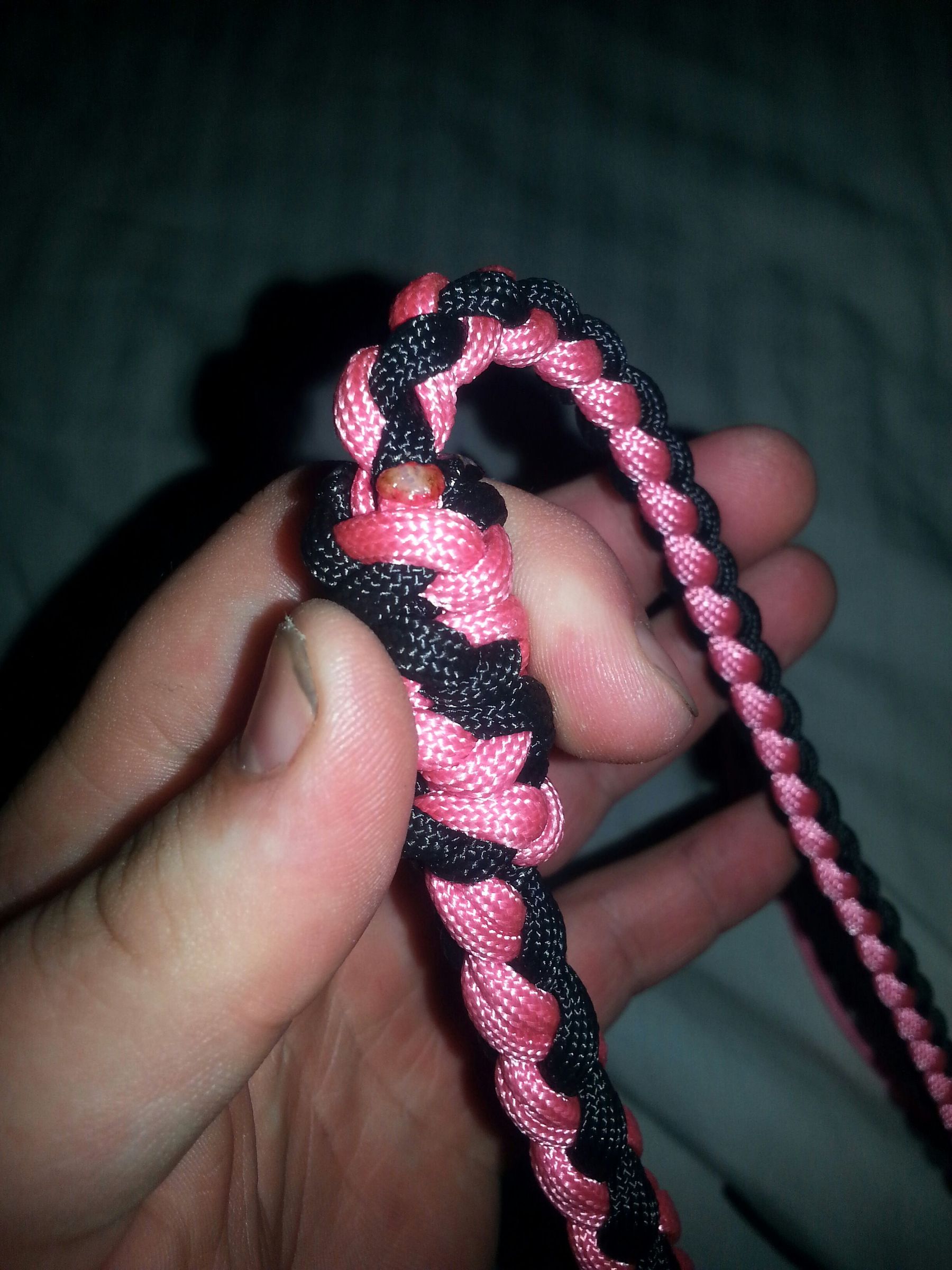 Make a 4 Strand Round Braid Paracord Leash With Hand Loop and ...