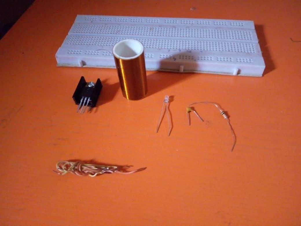 Wireless Power Transmission Using a 9v Battery : 10 Steps - Instructables