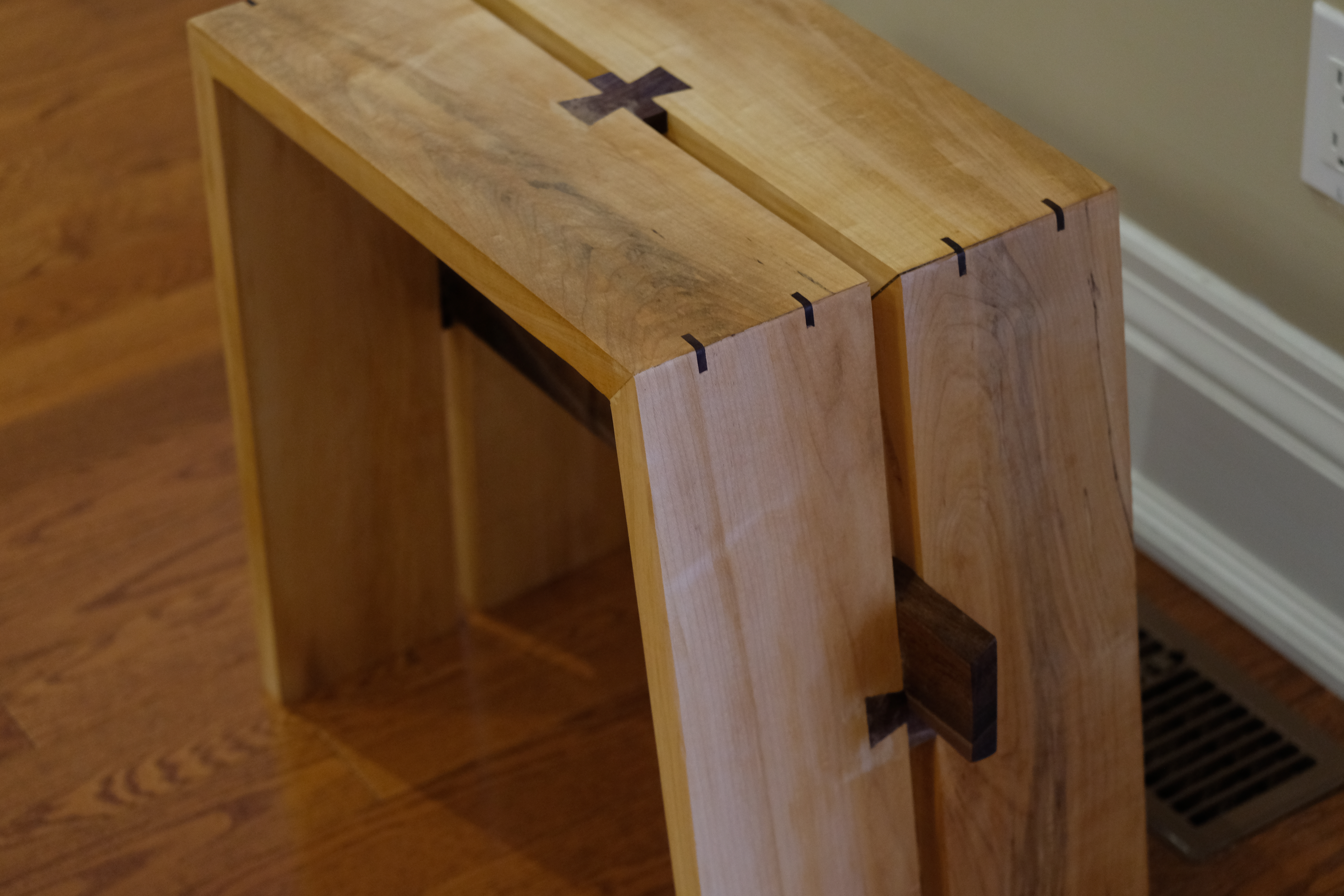 Japanese Inspired Retro Stool : 4 Steps (with Pictures) - Instructables