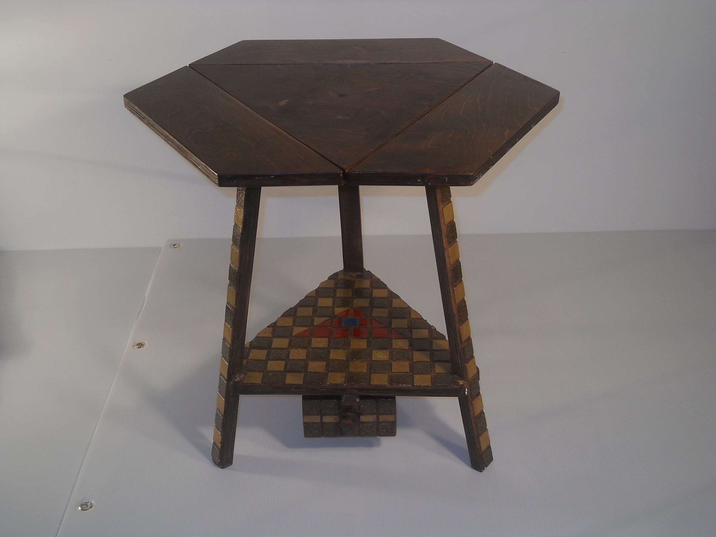 Hexagonal Folding Table : 11 Steps (with Pictures) - Instructables