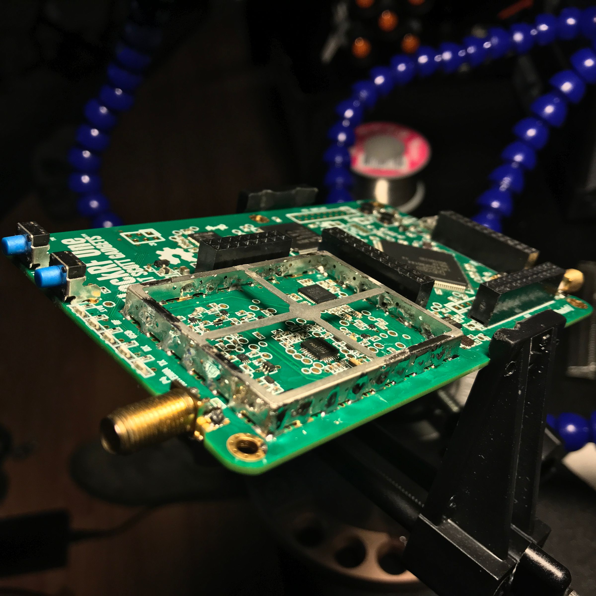 HackRF Shielding Kit Installation : 4 Steps - Instructables