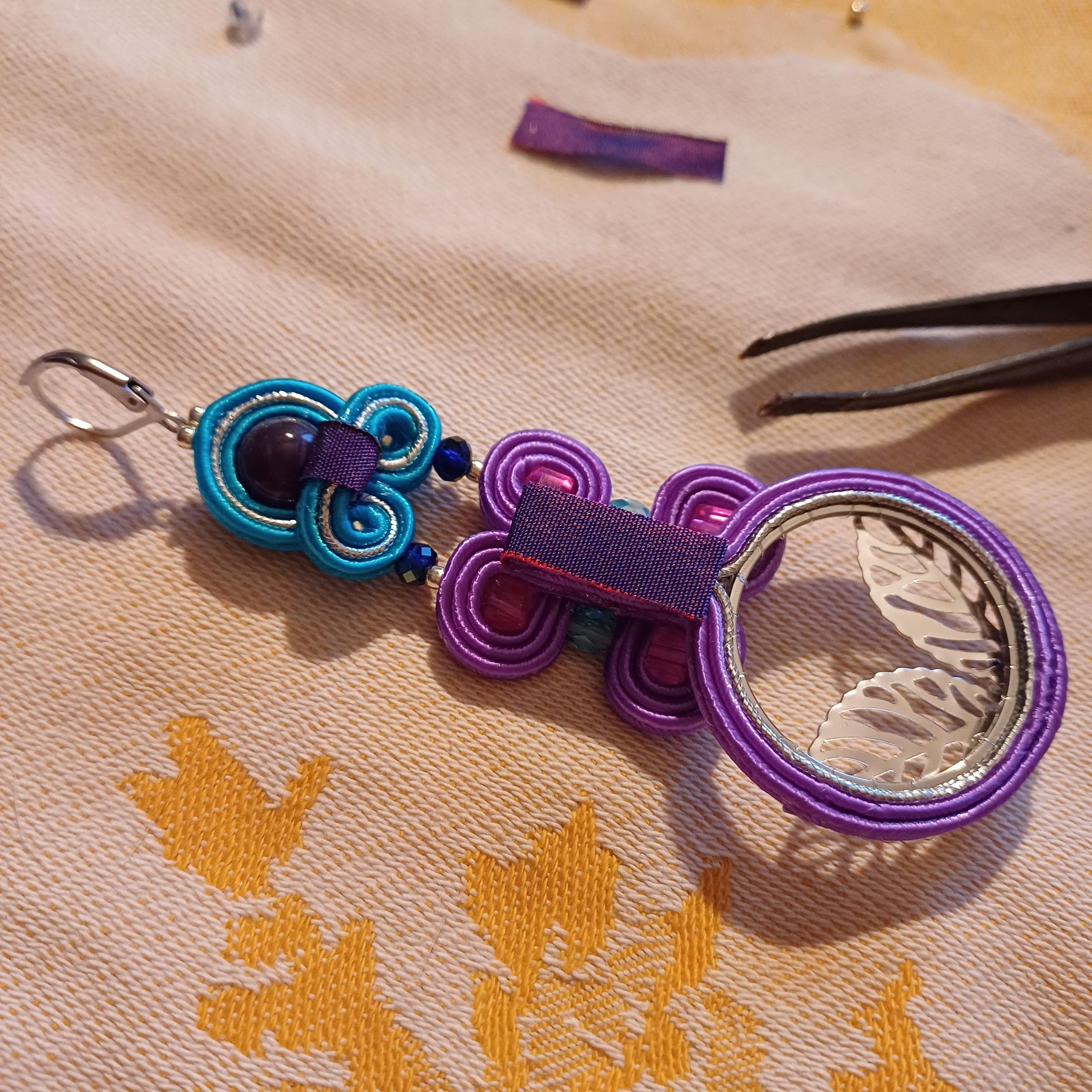 Embroidered Filigree Earrings "Purple Rain" : 9 Steps (with Pictures ...