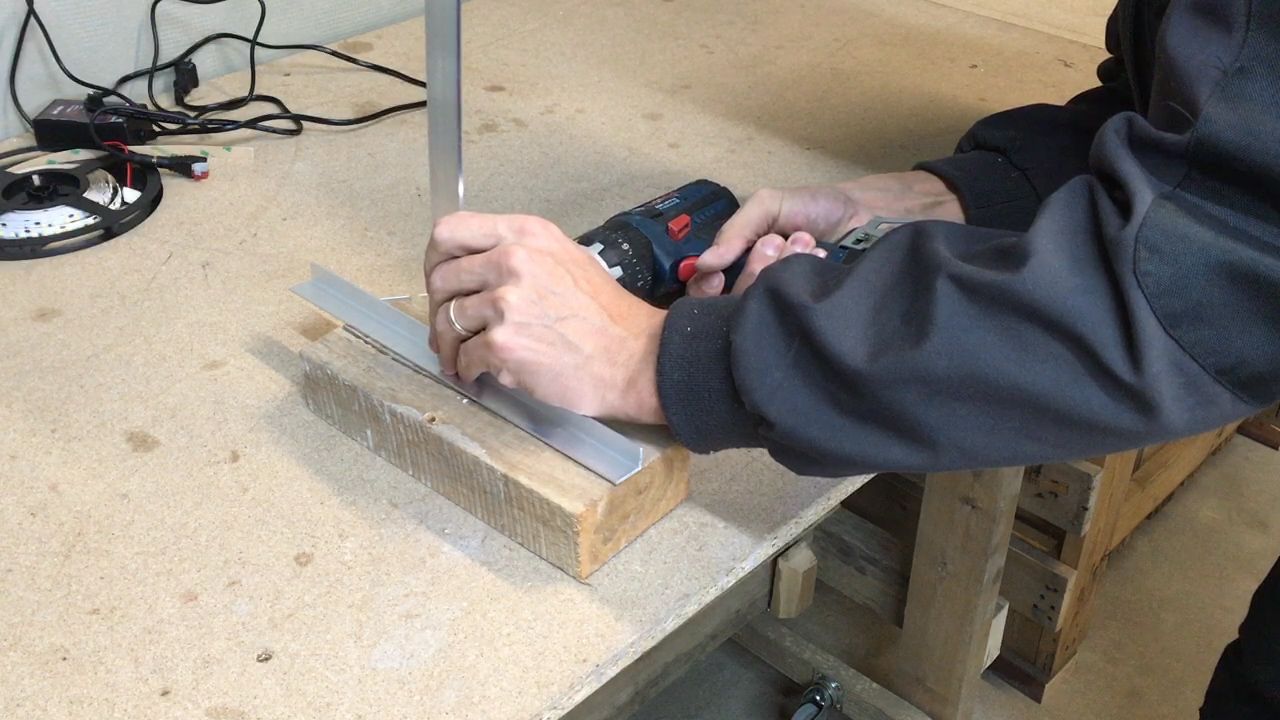 DIY: LED Workbench Light From LED Strips : 7 Steps (with Pictures ...