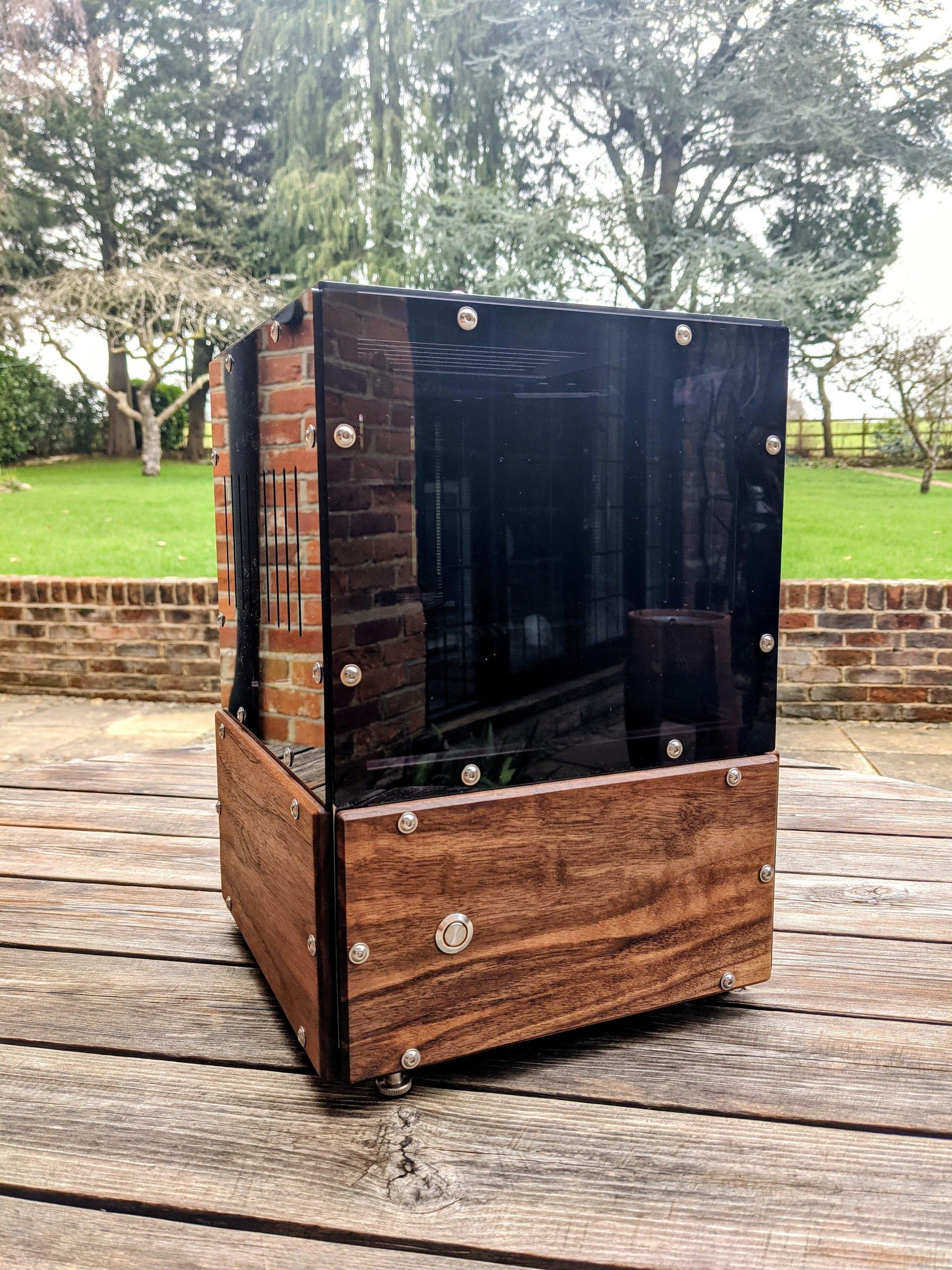 Walnut and Acrylic PC Build : 11 Steps (with Pictures) - Instructables