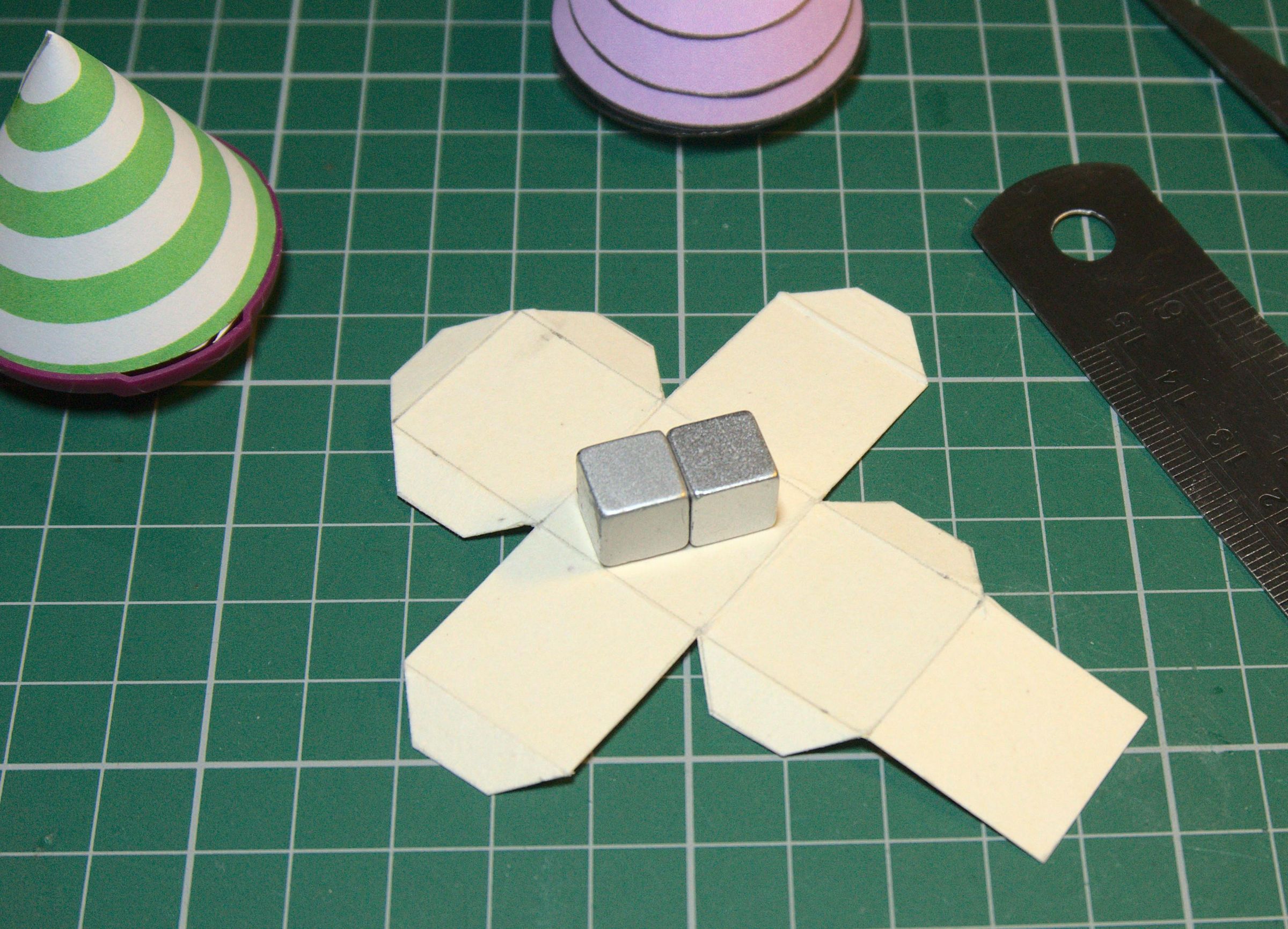 Magnetic Spinning Desk Toy : 5 Steps (with Pictures) - Instructables