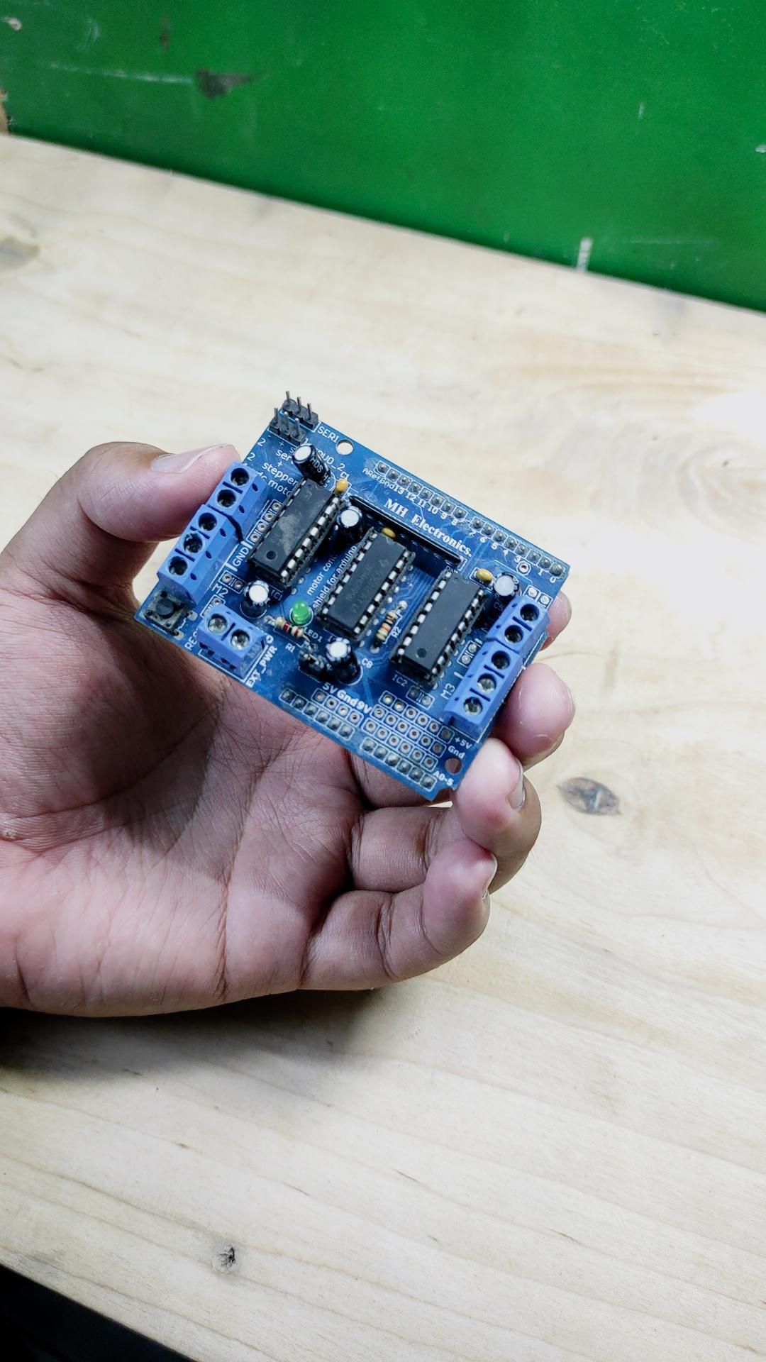 Homebrew PCB Shaker for Etching Using an Old DVD Rom! : 8 Steps (with ...