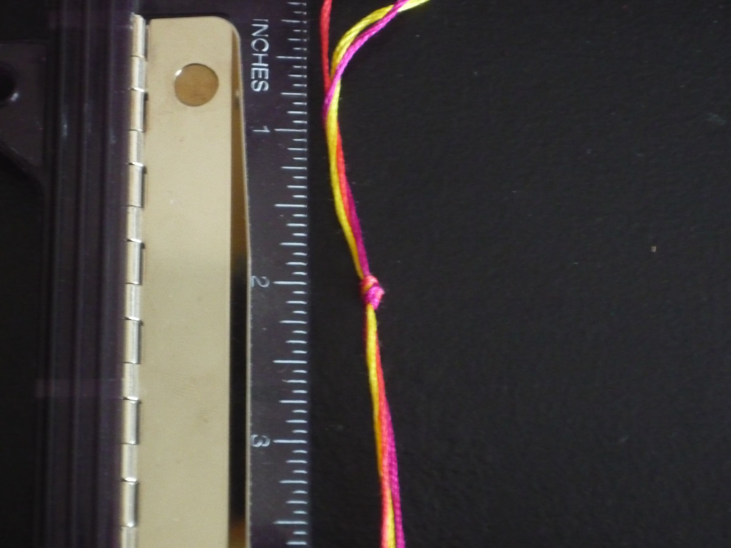 How to Make a Spiral Friendship Bracelet : 8 Steps - Instructables