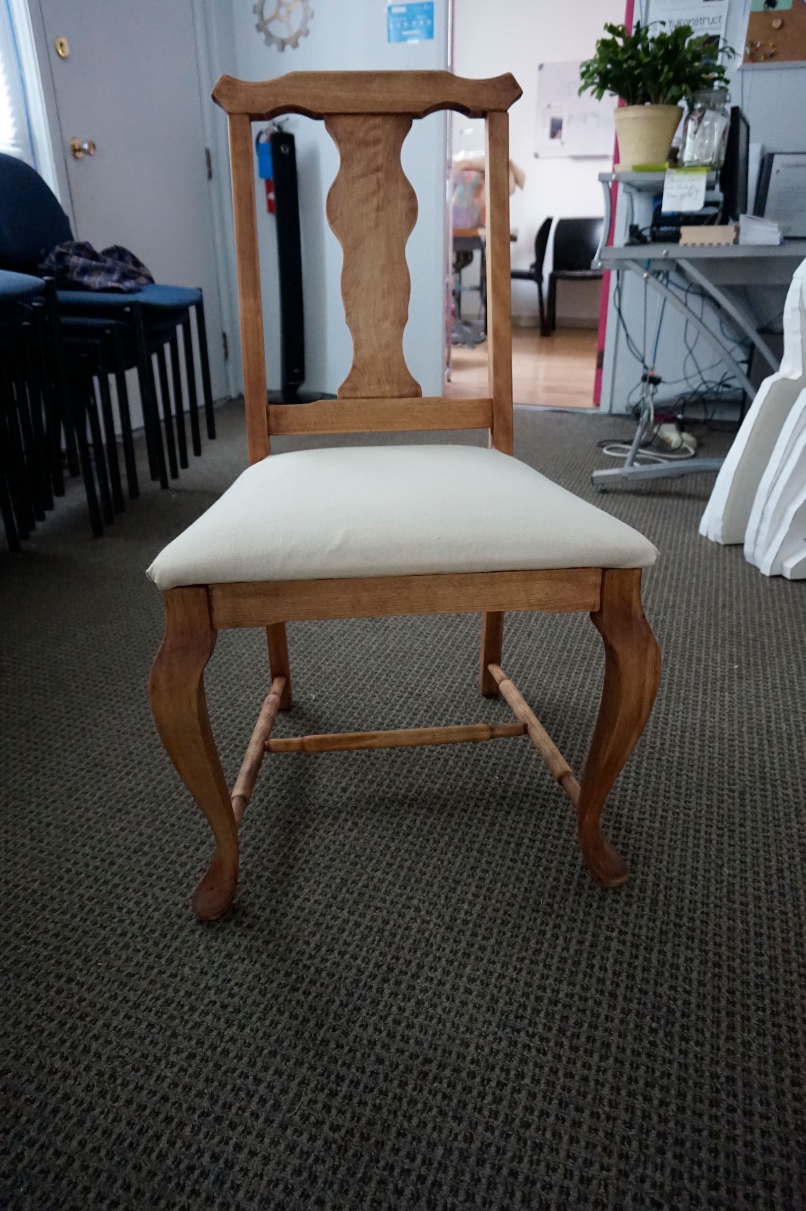 Chair Refinishing and Seat Recovering : 6 Steps (with Pictures ...
