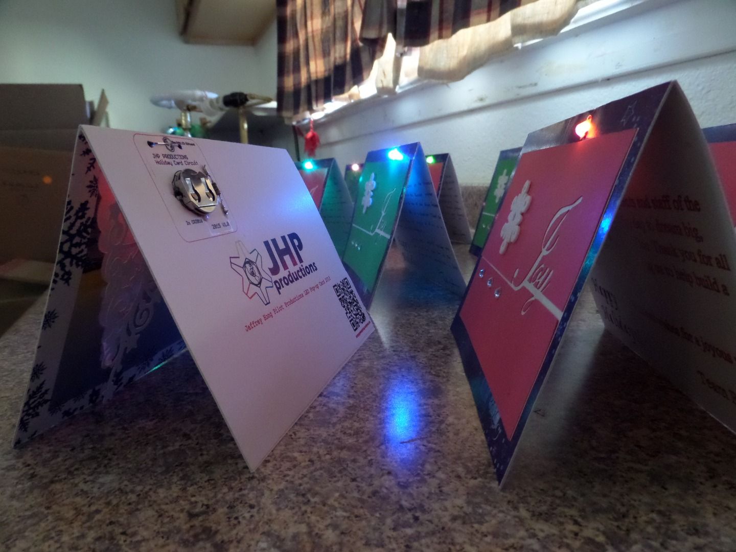 LED Pop-up Holiday Card : 6 Steps (with Pictures) - Instructables
