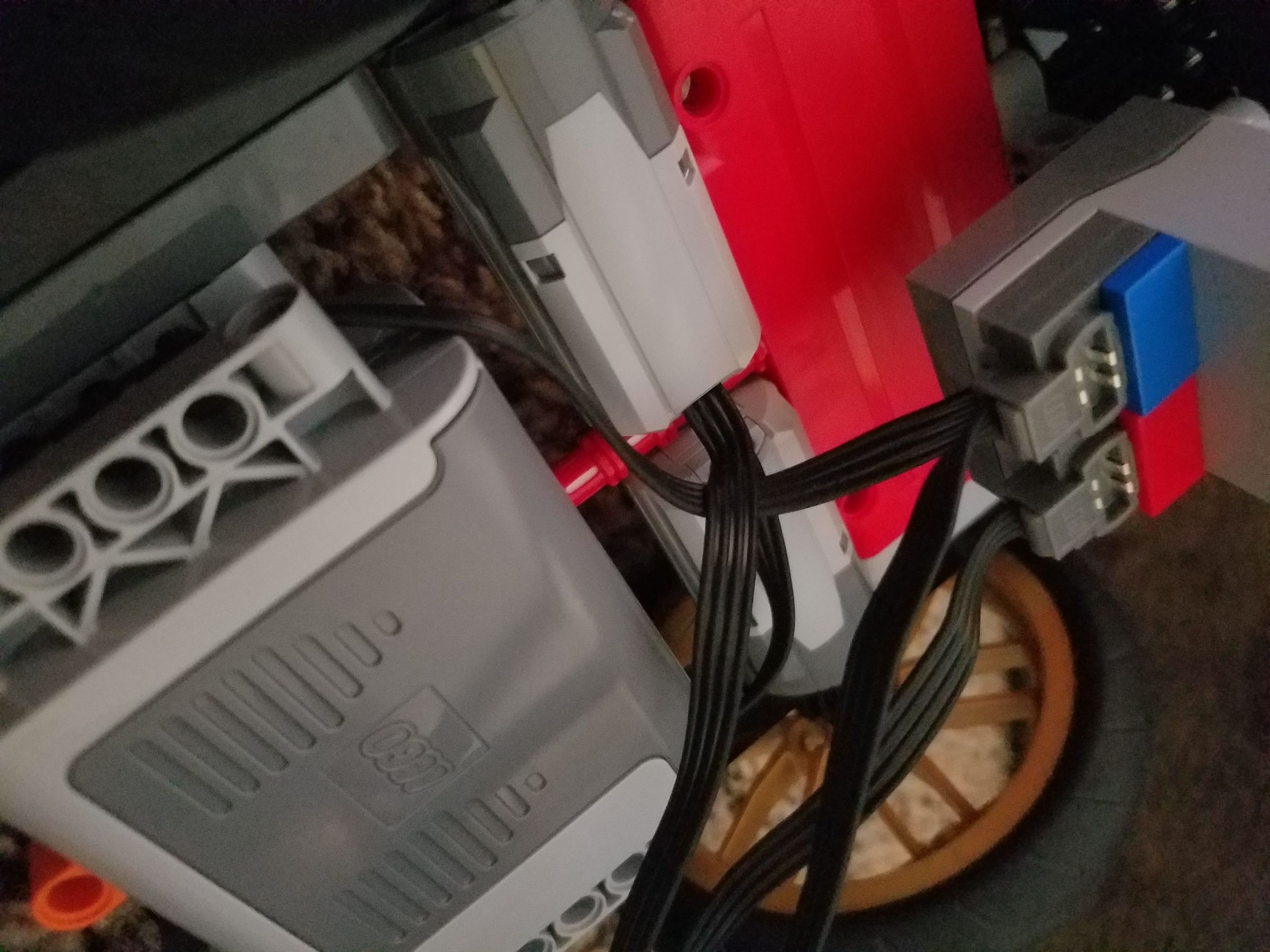 Lego Technic RC Spin Car : 6 Steps - Instructables