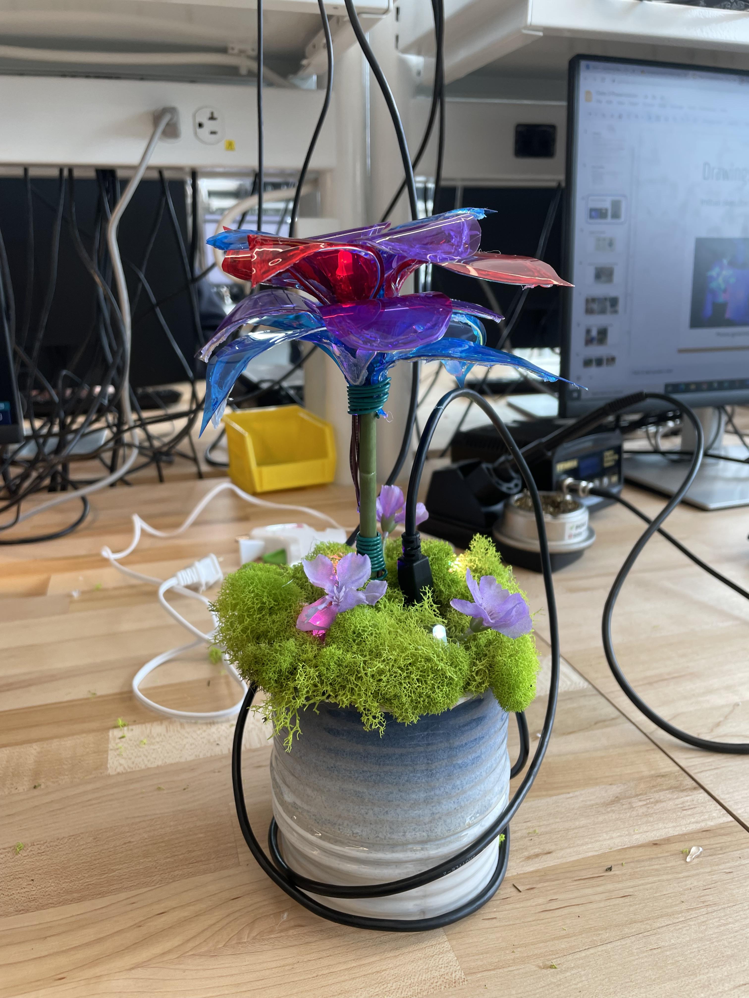 Rotating Flower With Glowing Ambiance : 5 Steps - Instructables