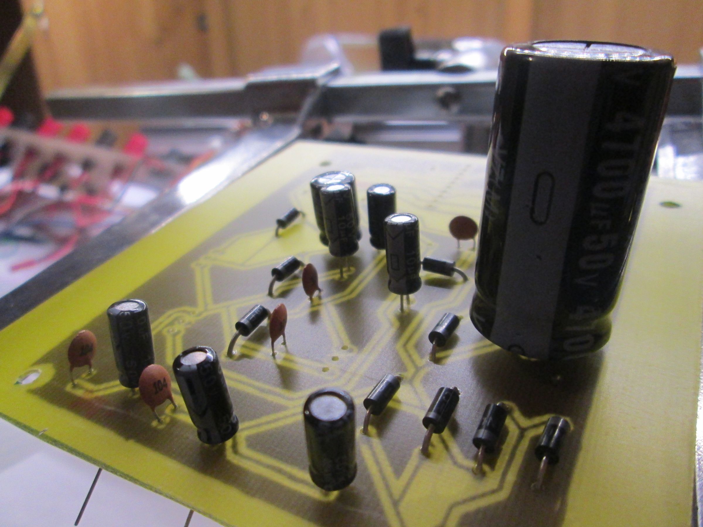 Powered Breadboard Workstation : 6 Steps (with Pictures) - Instructables