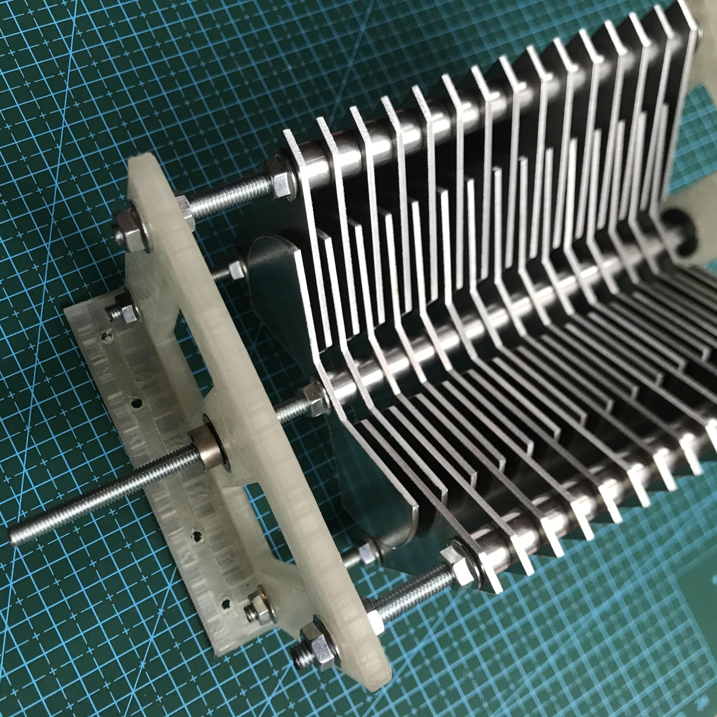 High Voltage Butterfly Capacitor for Loop Antennas - TA2WK (TA1LSX ...