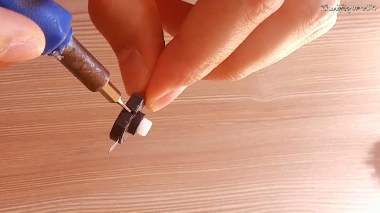 How to Repair Flashlight Switch (Fix Tailcap Switch) : 12 Steps ...