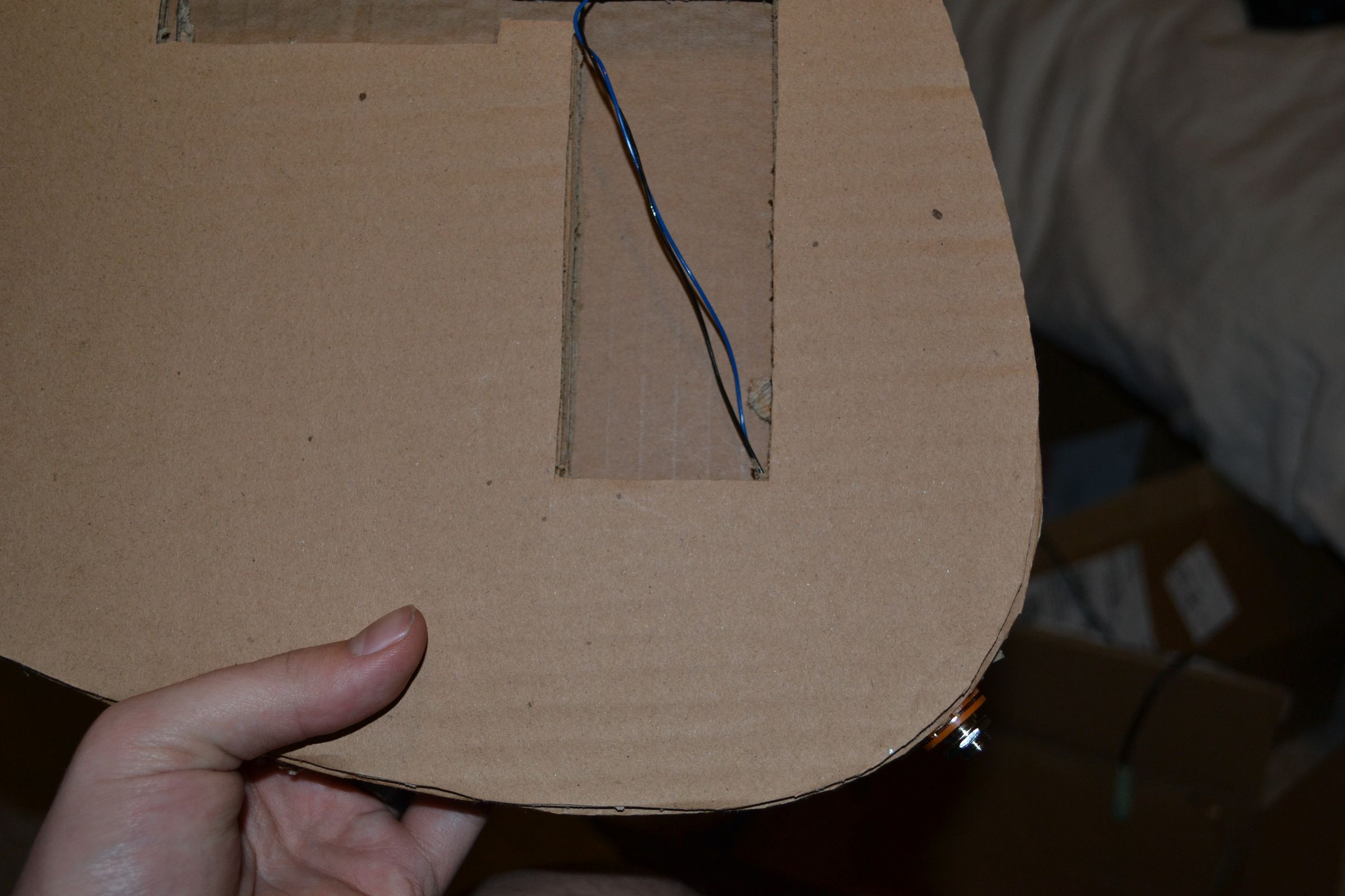 Cardboard Electric Guitar : 12 Steps (with Pictures) - Instructables