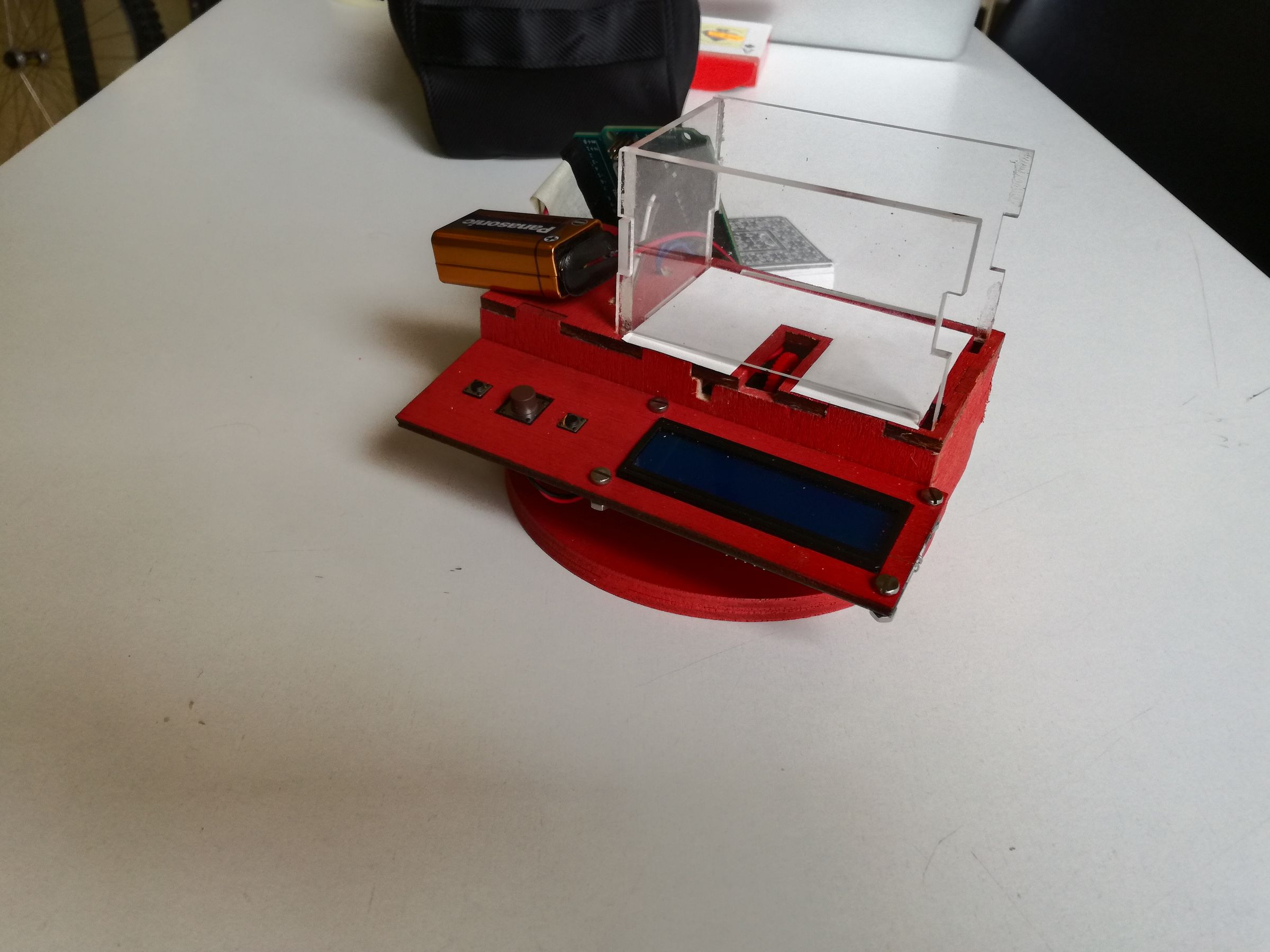 CARD DEALER : 8 Steps (with Pictures) - Instructables