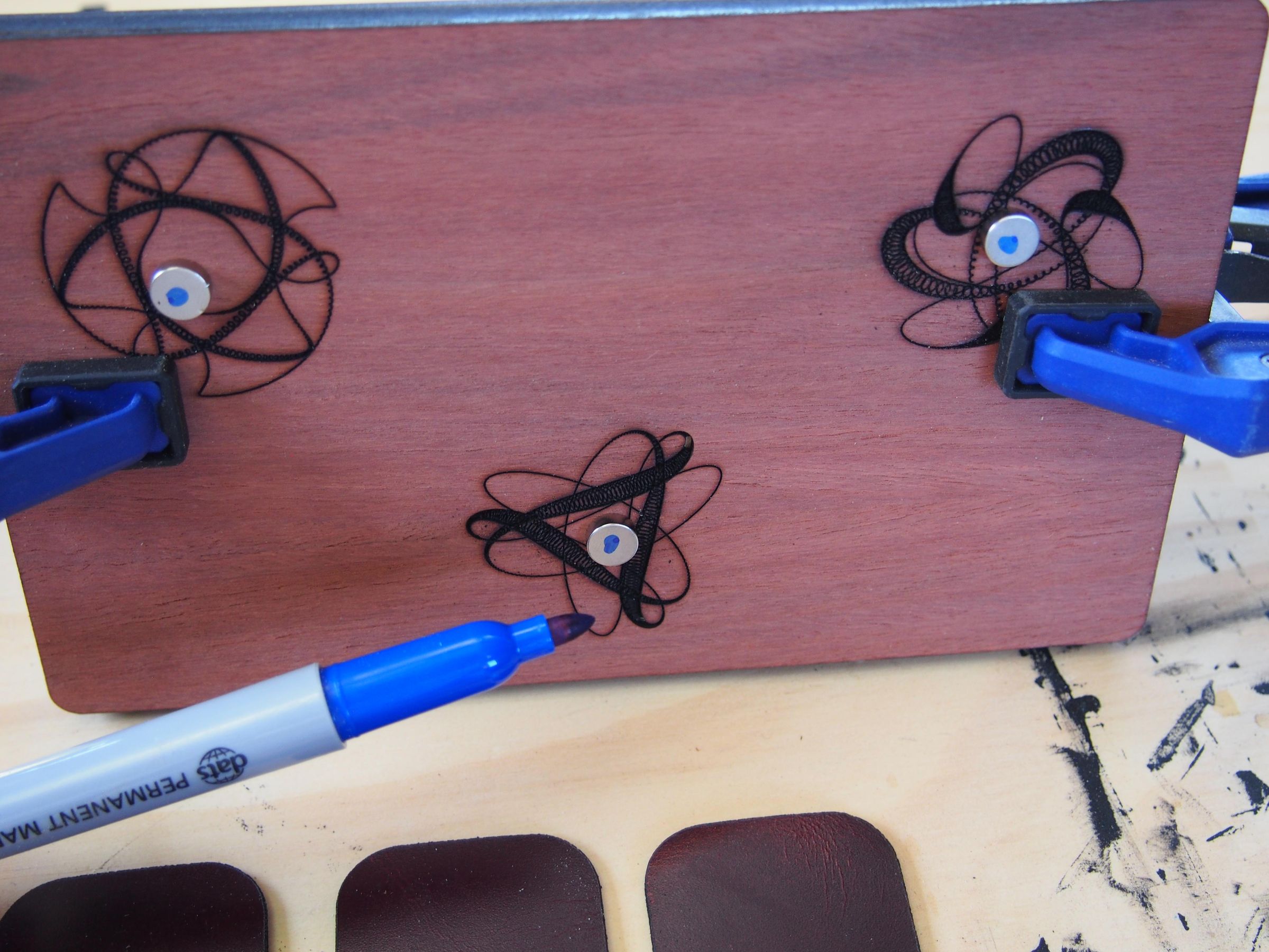 Magnetic Wood and Leather Keychain Organiser : 7 Steps (with Pictures ...