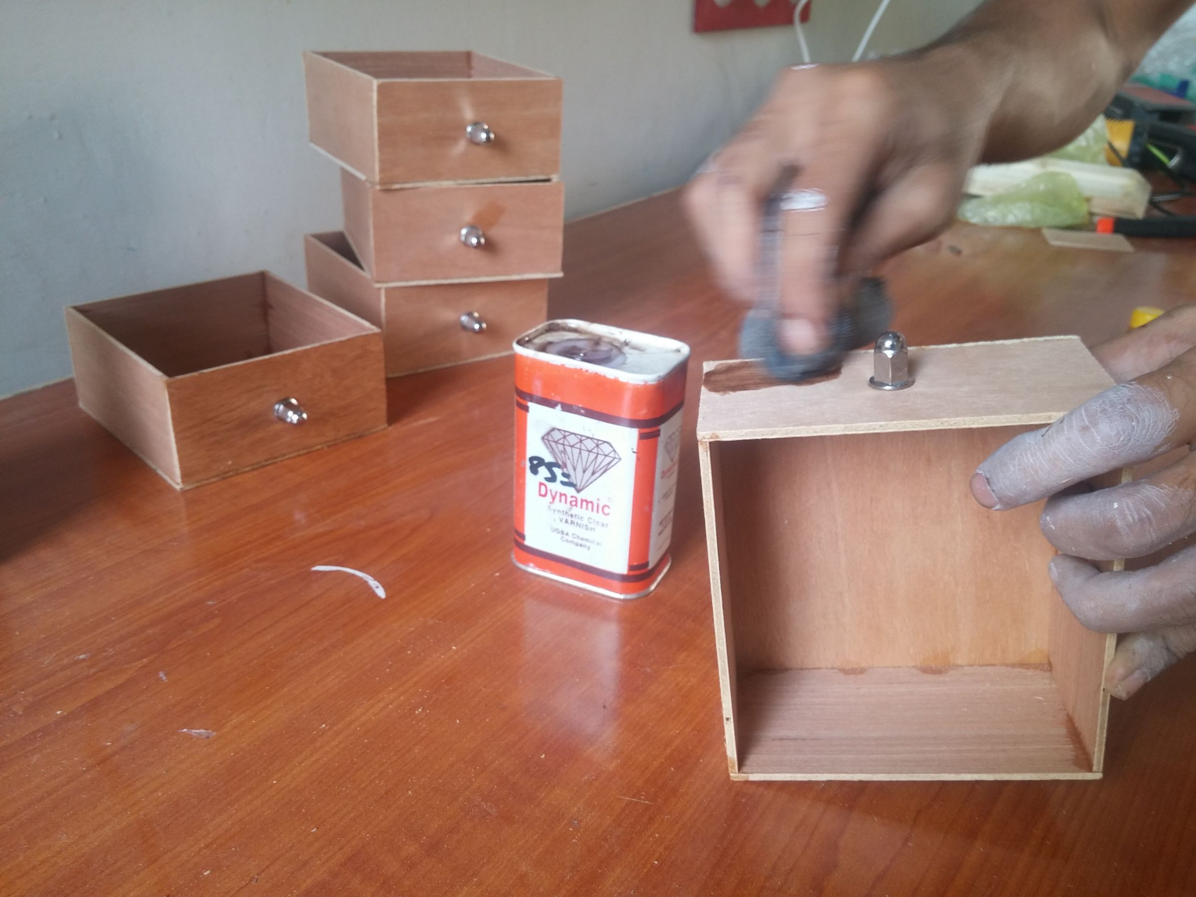 DIY PORTABLE WORK STATION : 13 Steps (with Pictures) - Instructables