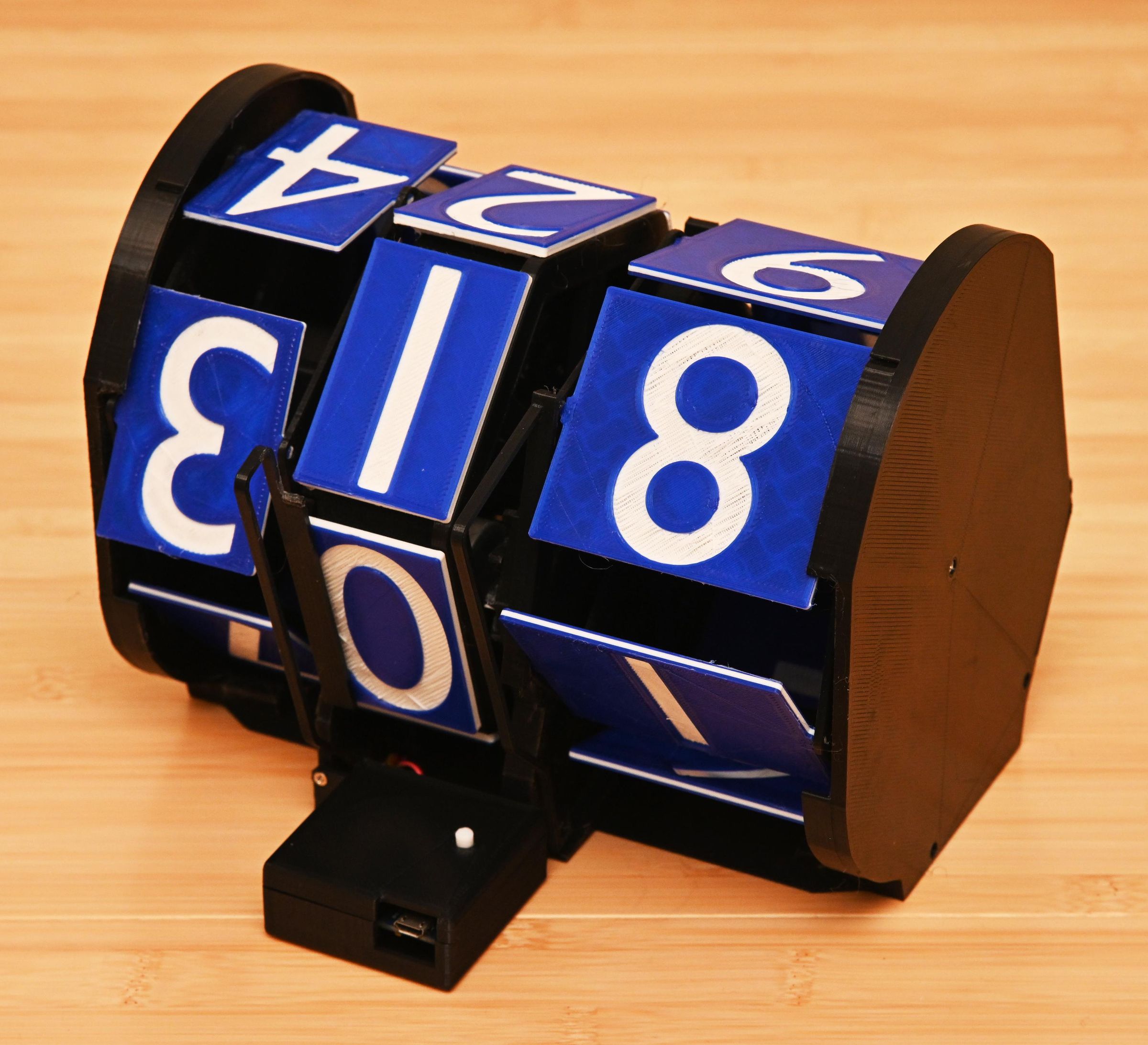 Non-Split Flap Digital Clock : 7 Steps (with Pictures) - Instructables