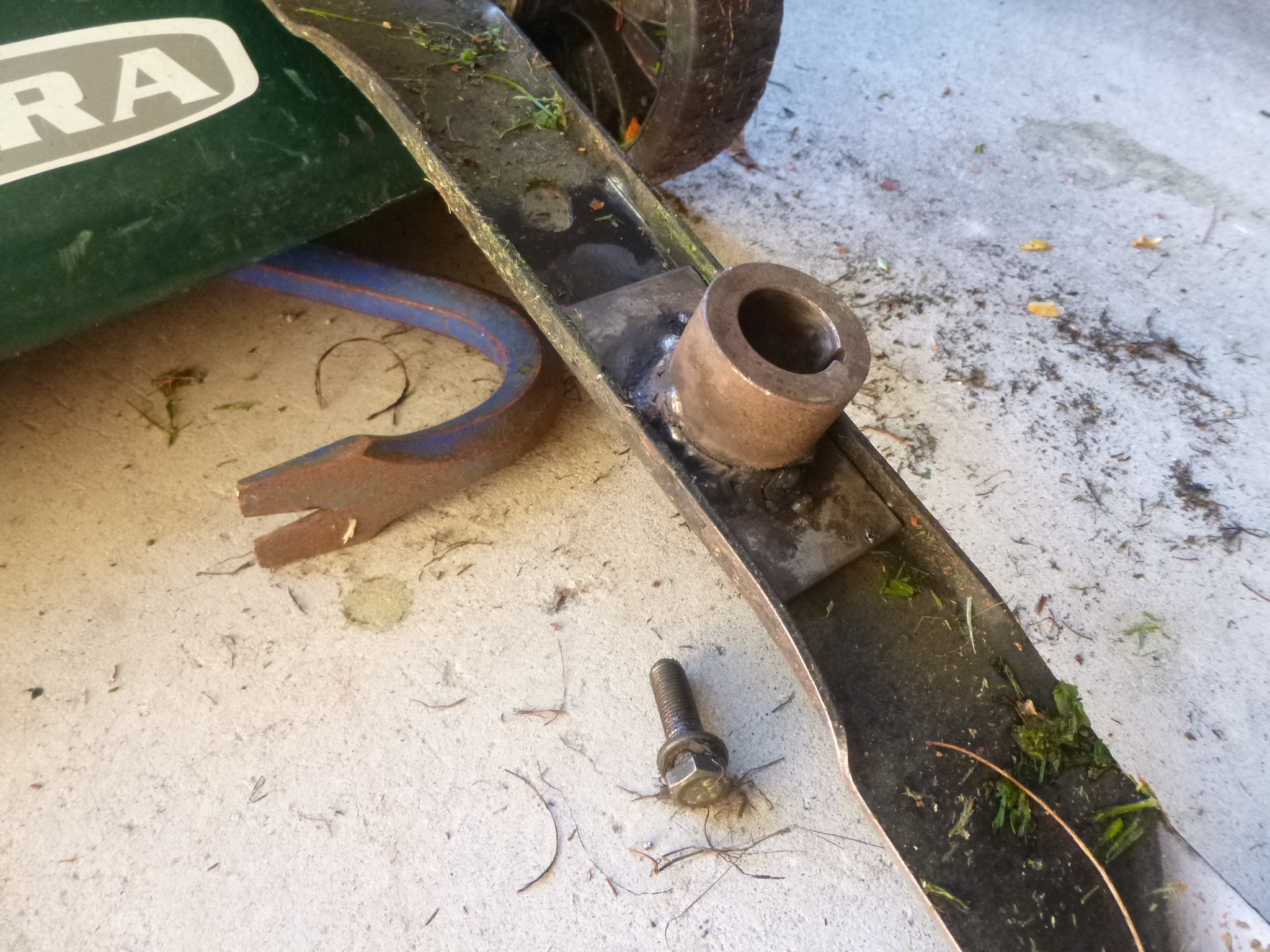 Broken Plastic Buckle on a Nylon Strap : 11 Steps (with Pictures ...