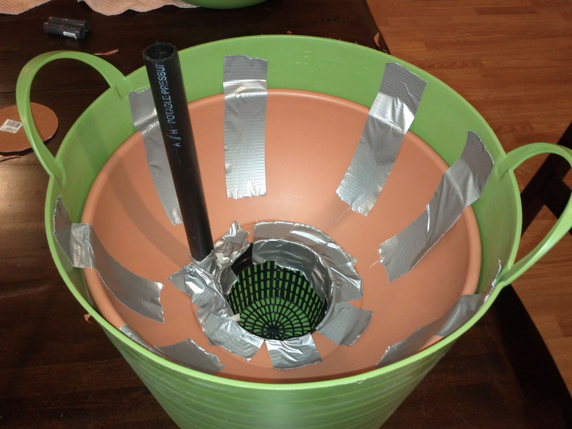 Self Watering Pot Insert for Large Pot : 3 Steps - Instructables