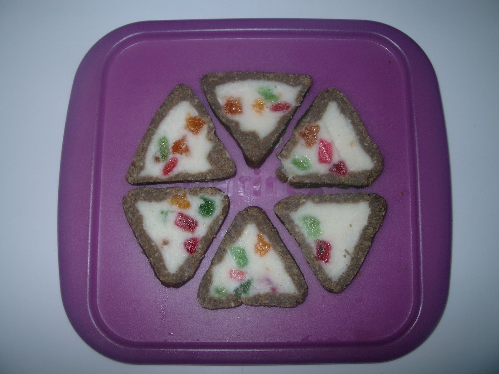 Jelly Coconut Triangles : 5 Steps - Instructables