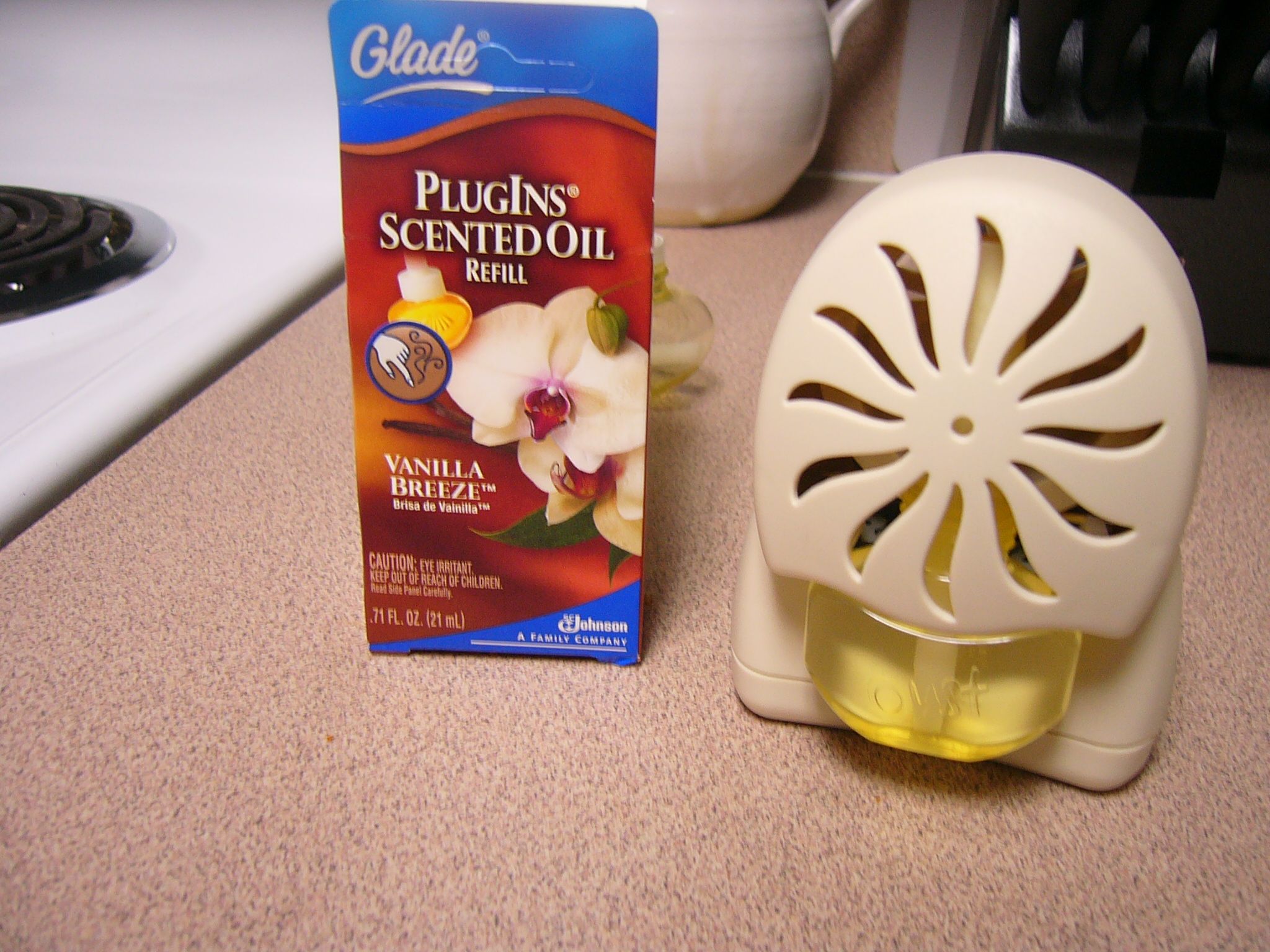 Glade --> Oust Scented Oil Conversion : 5 Steps - Instructables