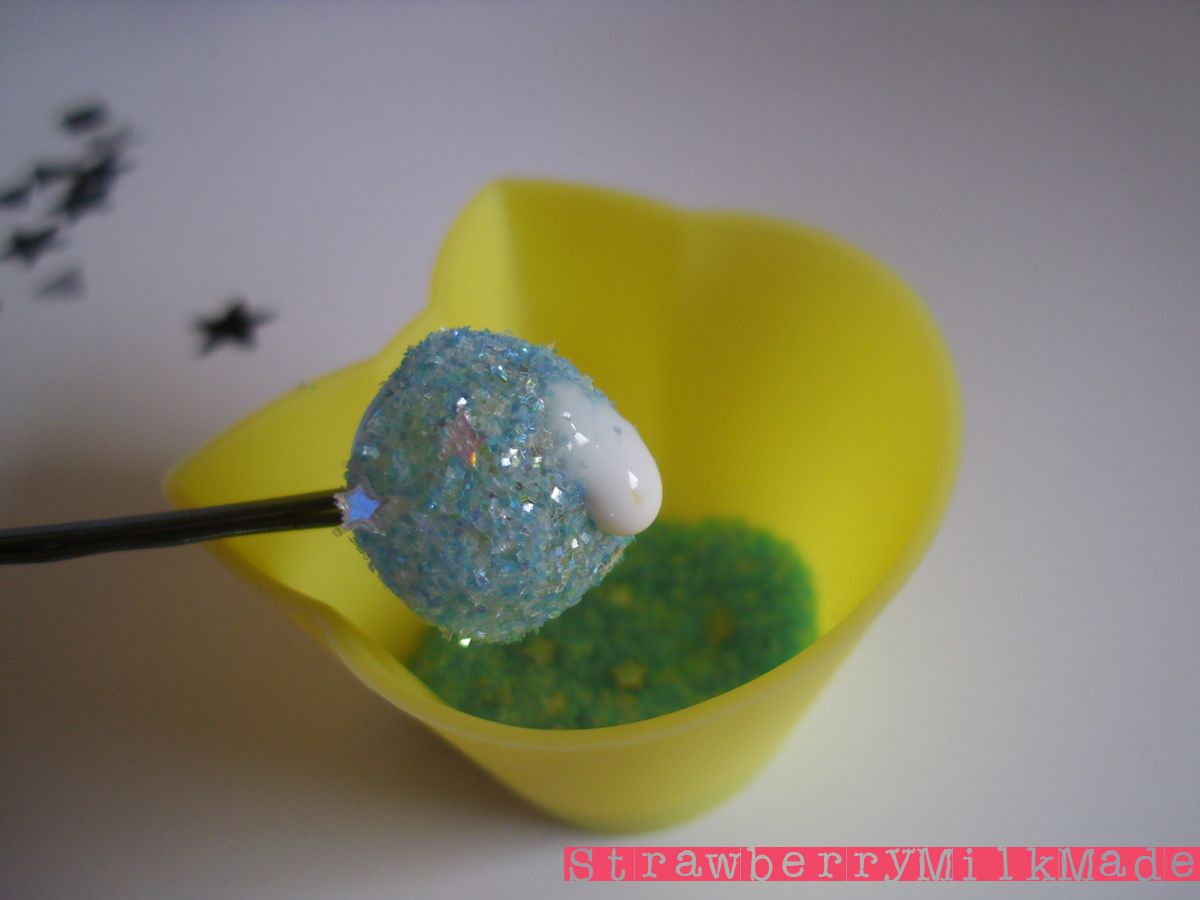 Tutorial: How to Make Starry Orb Magnets : 6 Steps - Instructables