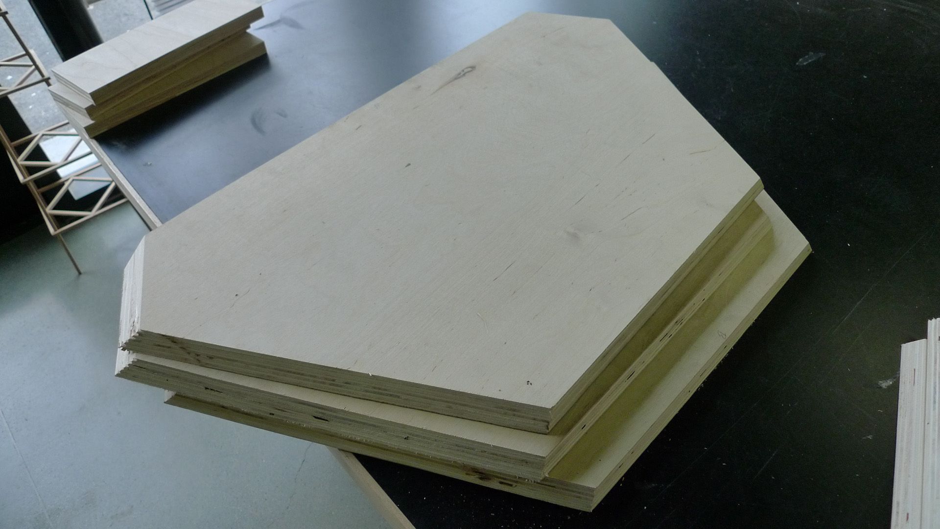 Tetra Table : 24 Steps (with Pictures) - Instructables