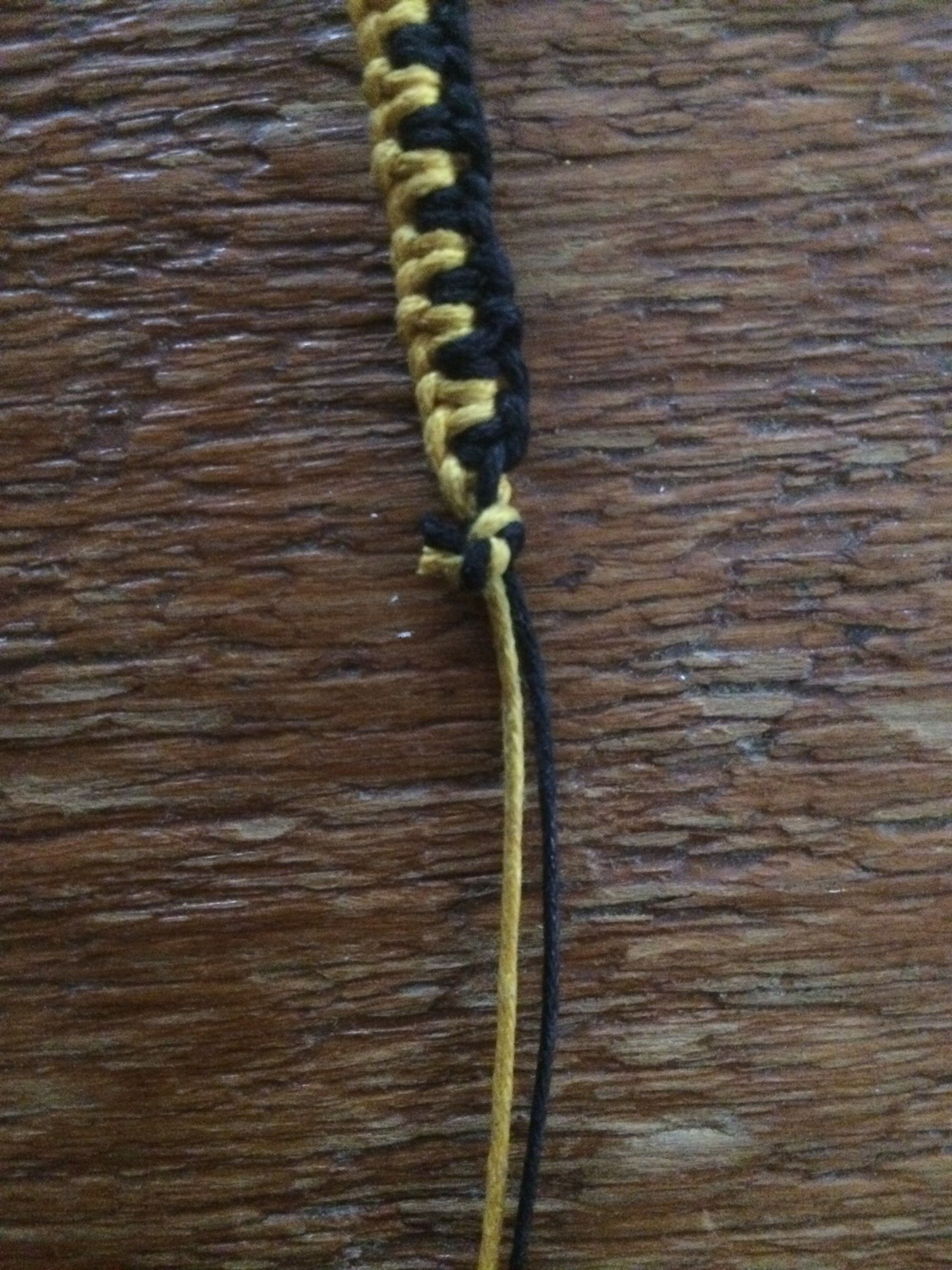Macrame Friendship Bracelet (Tutorial) : 6 Steps (with Pictures ...