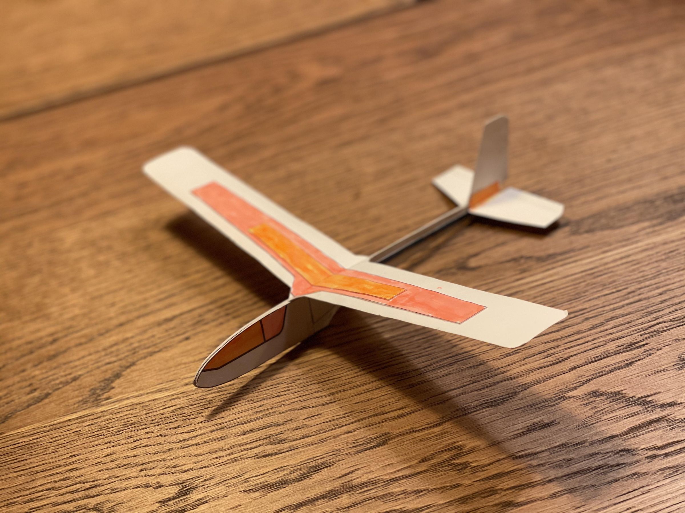 Card Stock Sport Glider II : 8 Steps (with Pictures) - Instructables