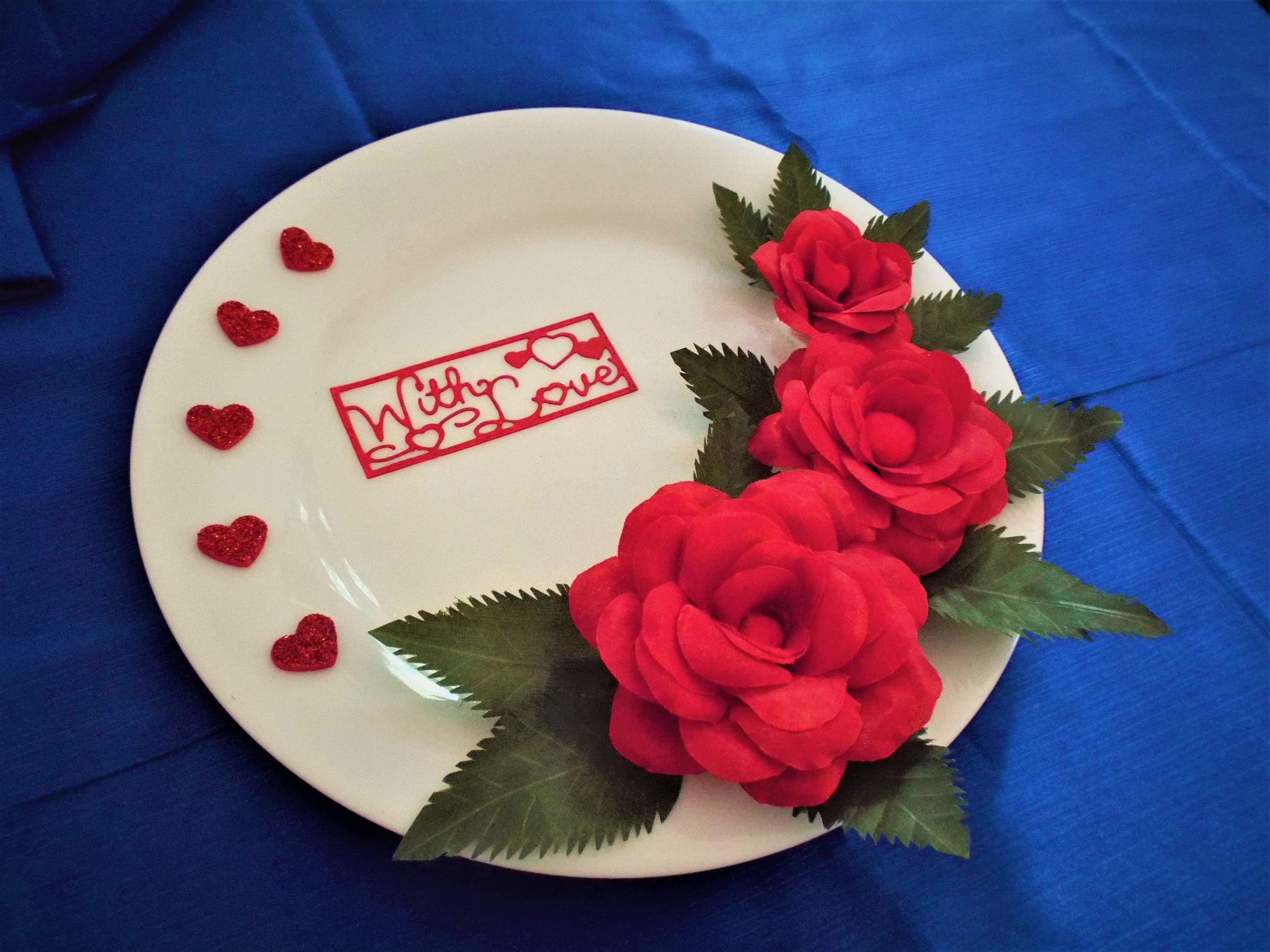A Plate "With Love" : 6 Steps (with Pictures) - Instructables
