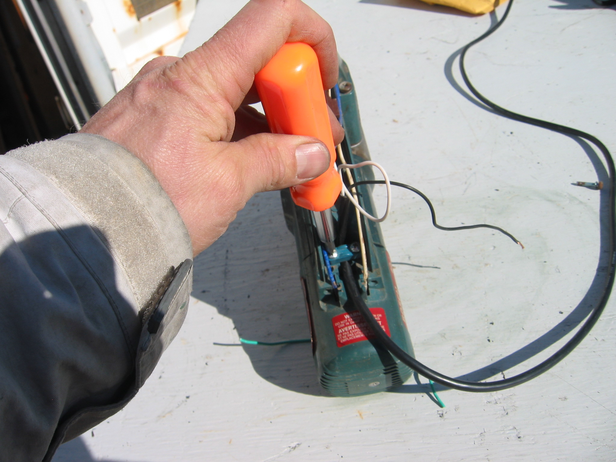 Power Tool Repair Made Easy : 7 Steps (with Pictures) - Instructables