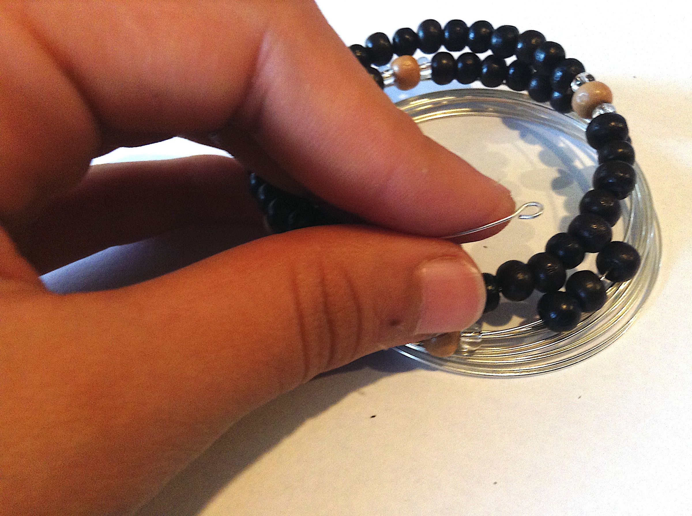 Memory Wire Bracelets : 6 Steps (with Pictures) - Instructables