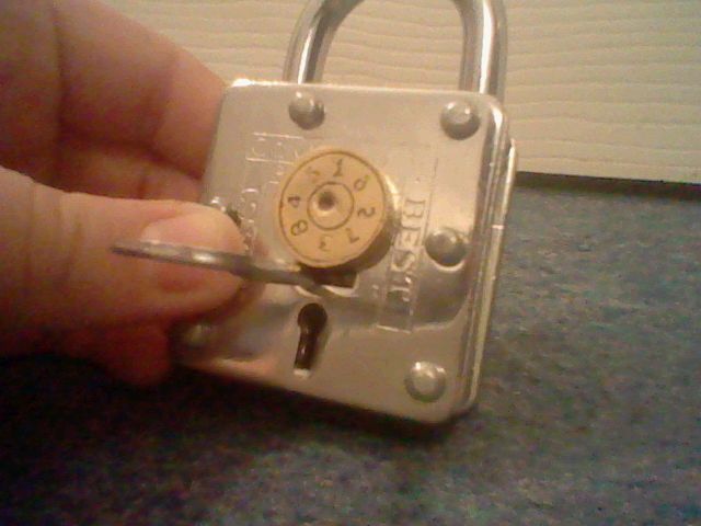 Homemade Houdini Padlock. - Instructables